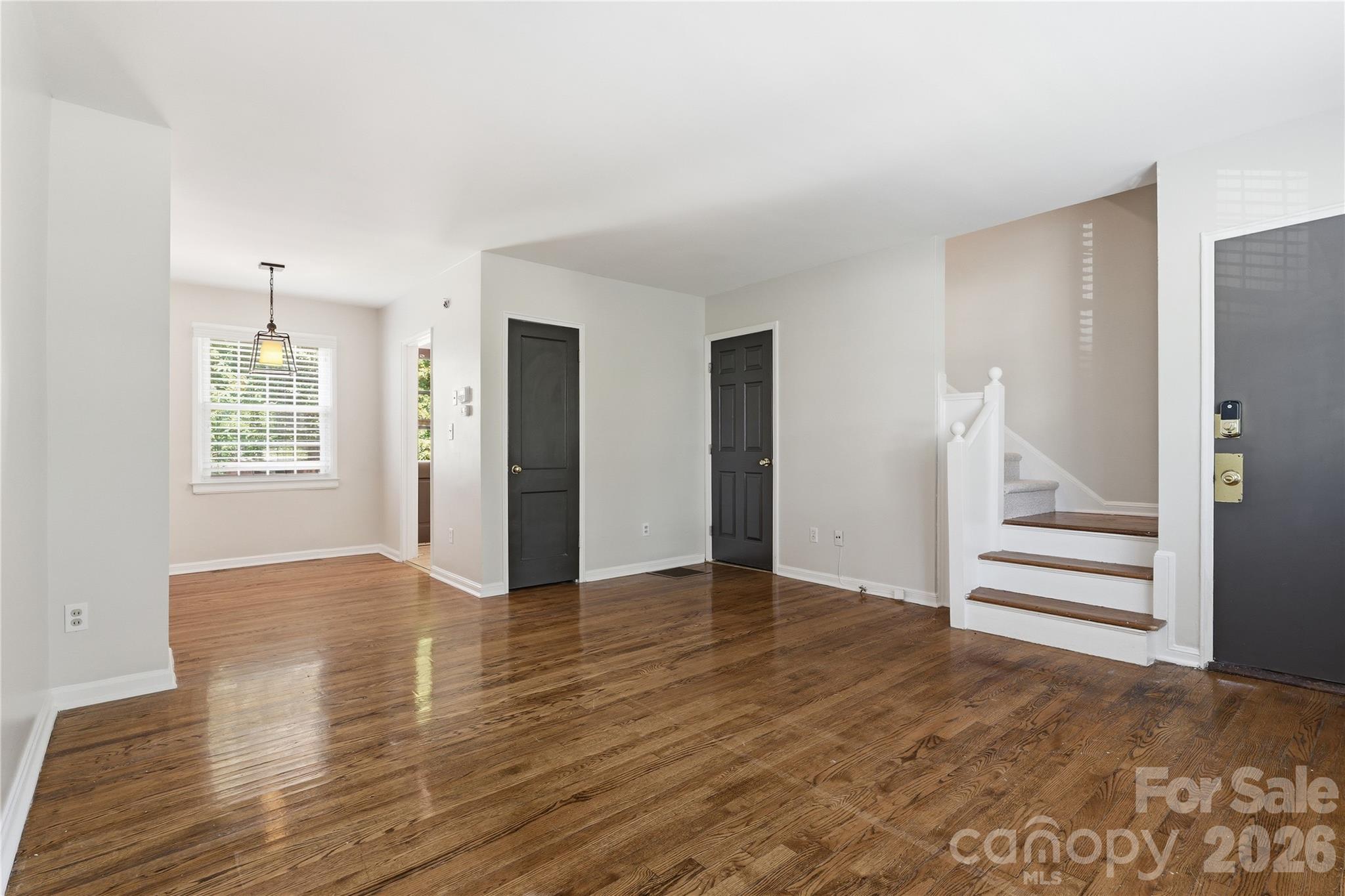 Photo 7 of 525 Wakefield Drive, Charlotte, NC
