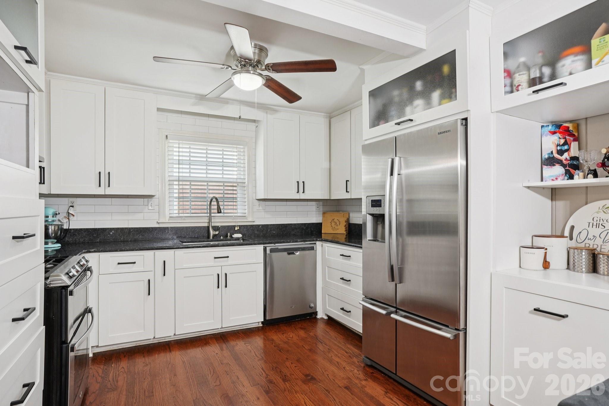 1527 Burnley Road, Charlotte, NC - photo 6 of 32