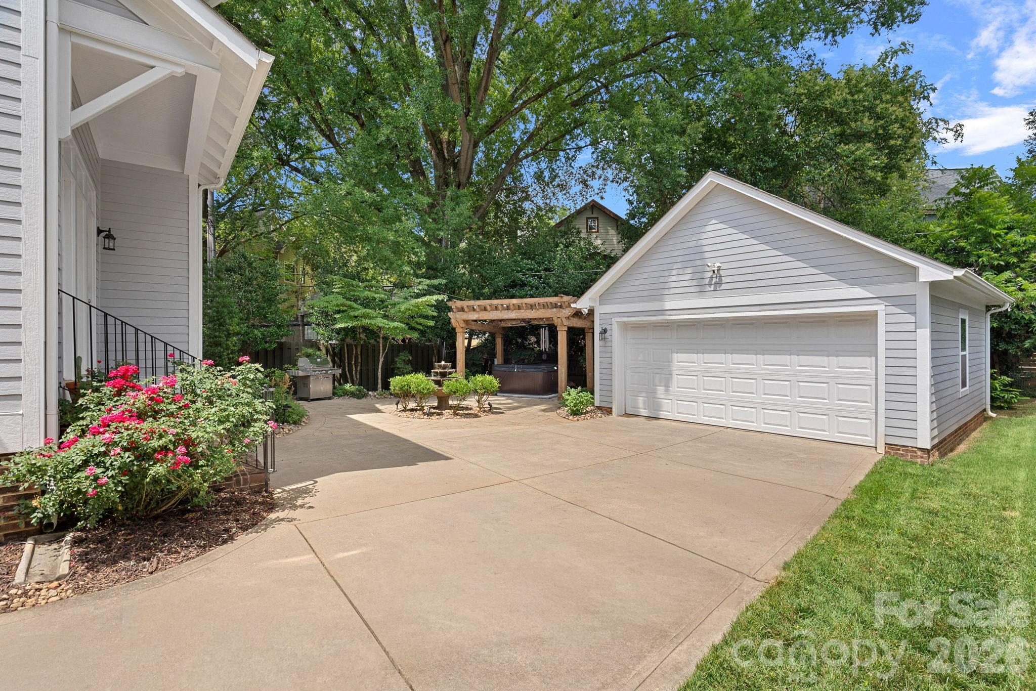 Photo 37 of 2219 Winthrop Avenue, Charlotte, NC