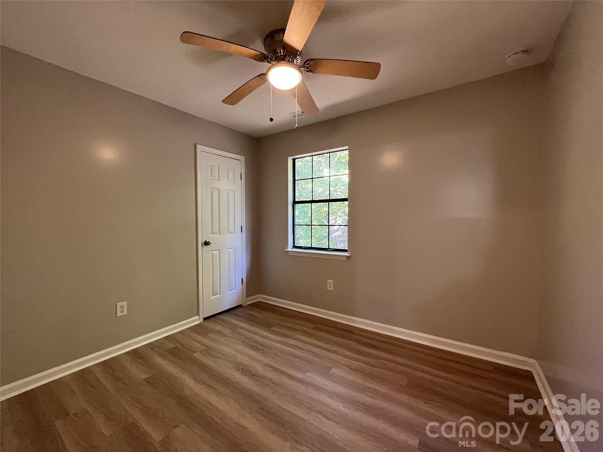 Photo 8 of 5830 Stone Bluff Court, Charlotte, NC