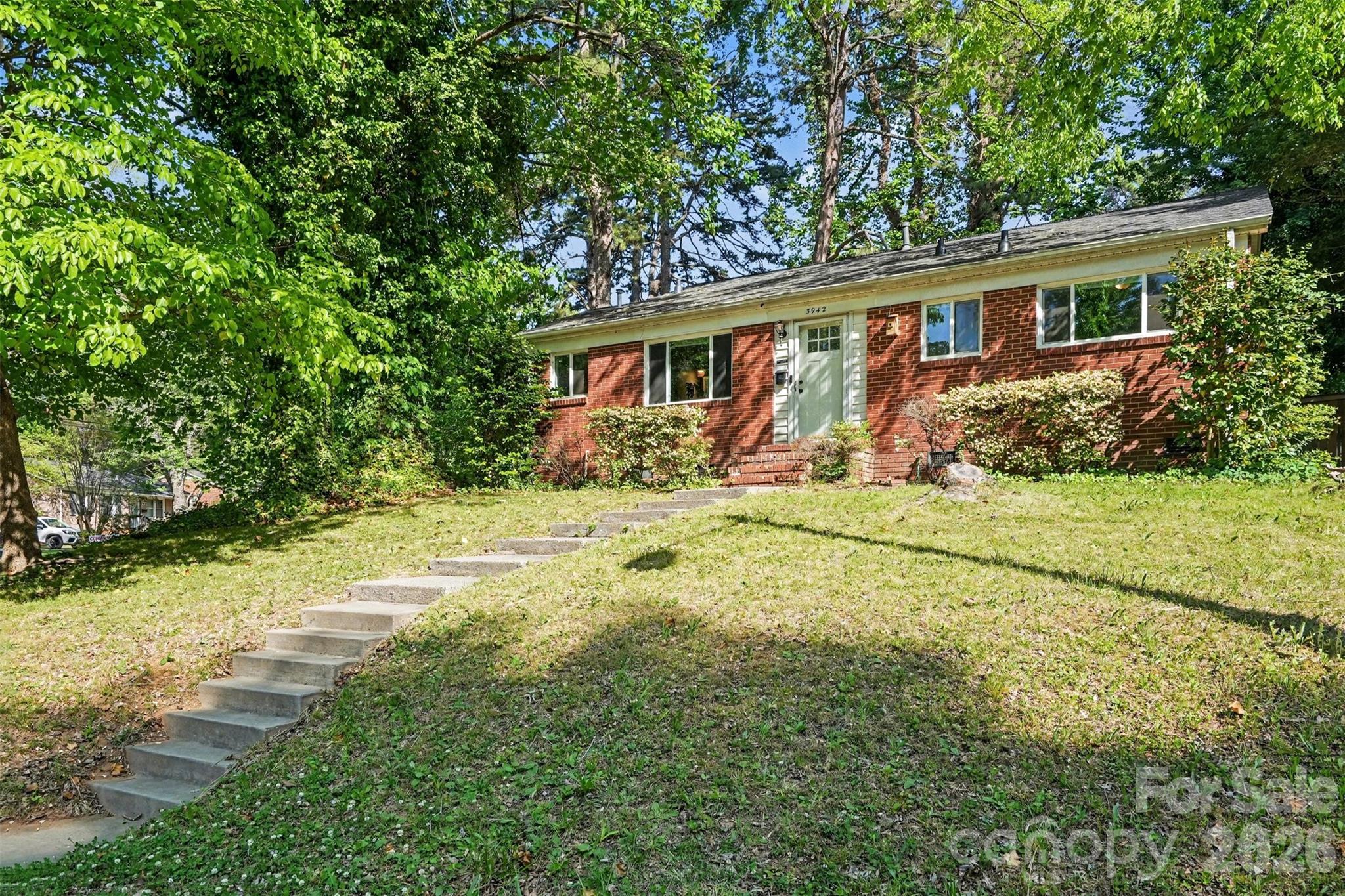 3942 Glenville Avenue, Charlotte, NC - photo 1 of 31