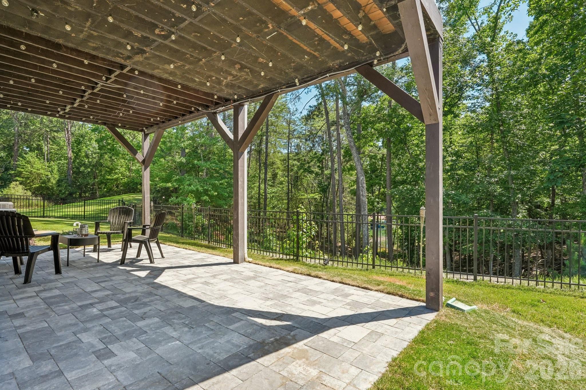 Photo 41 of 17810 Burnt Hickory Drive, Charlotte, NC