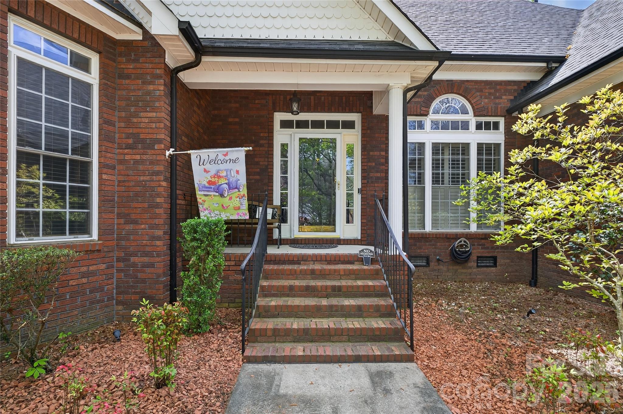 Photo 2 of 4854 Huddersfield Drive, Harrisburg, NC