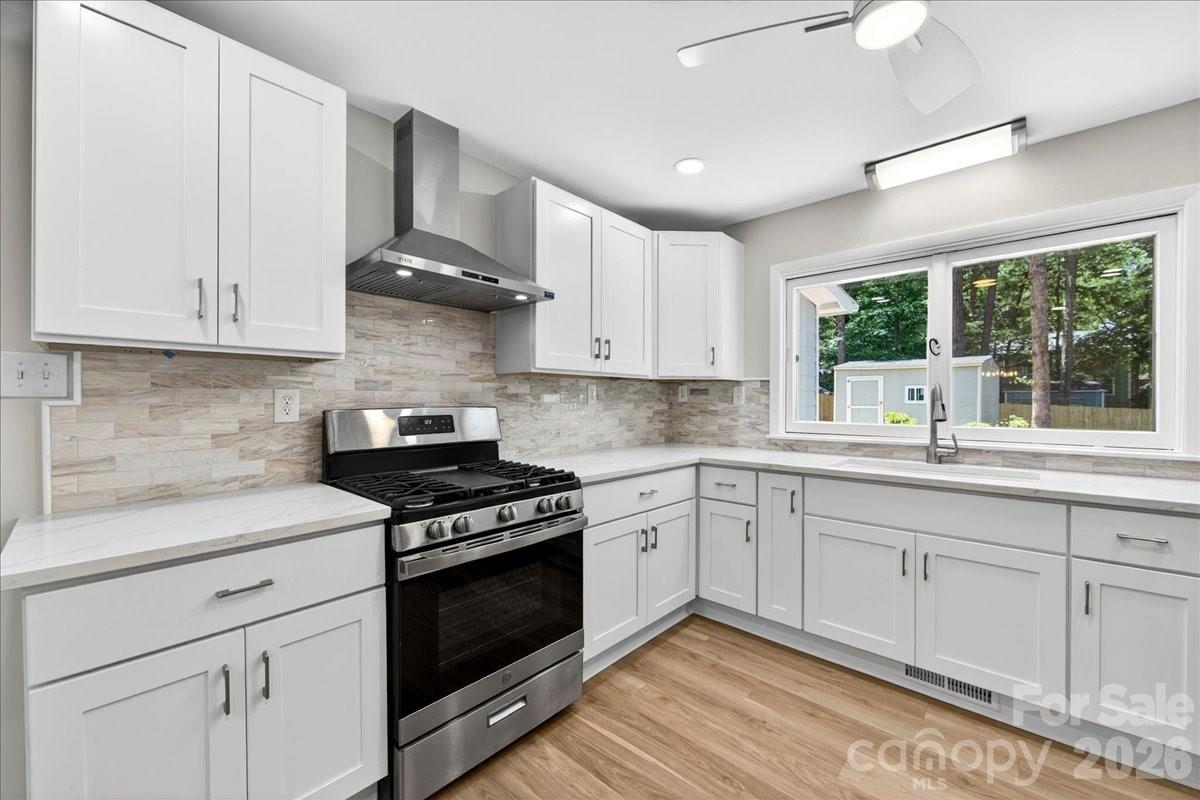 6018 Donegal Drive, Charlotte, NC - photo 18 of 49