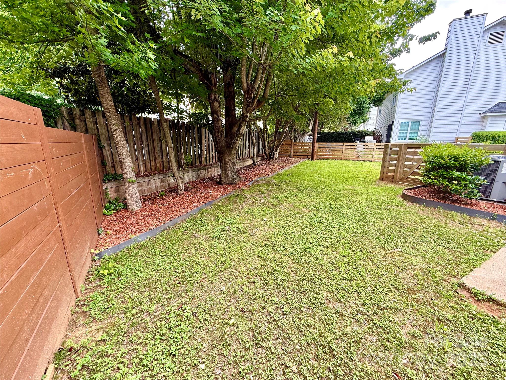 1519 Briar Creek RoadB, Charlotte, NC - photo 30 of 33