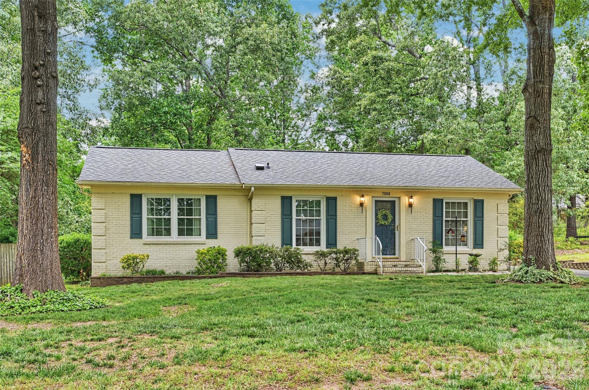7008 Brookgreen Terrace, Matthews, NC