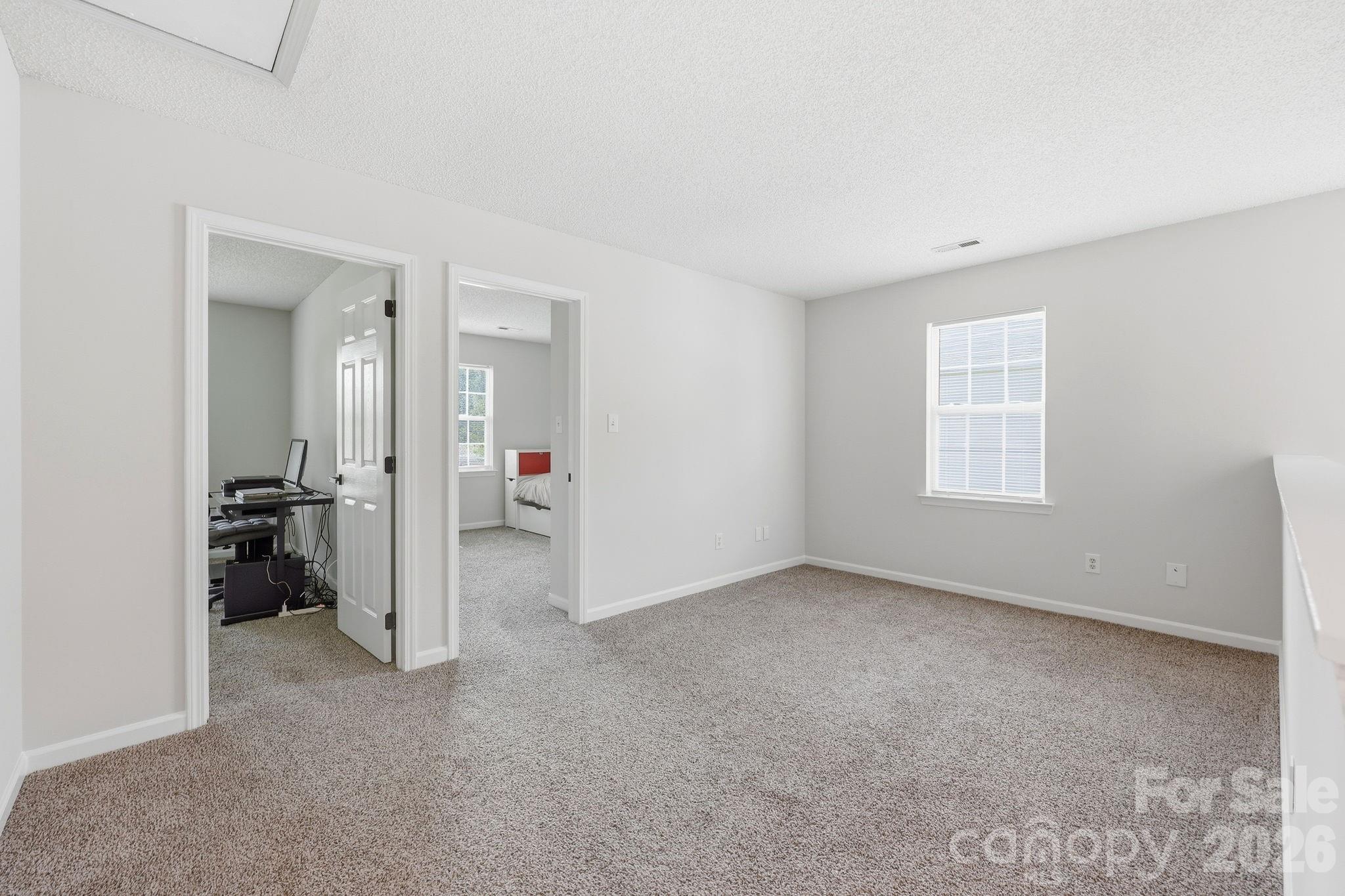 Photo 9 of 6912 Alanbrook Road, Charlotte, NC