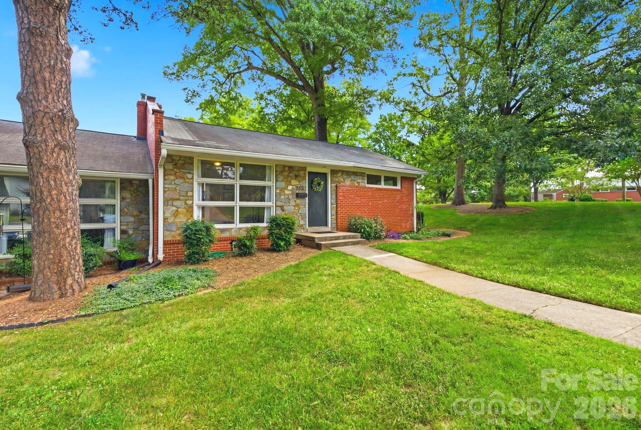 Photo 2 of 4227 Cheltenham Road, Charlotte, NC
