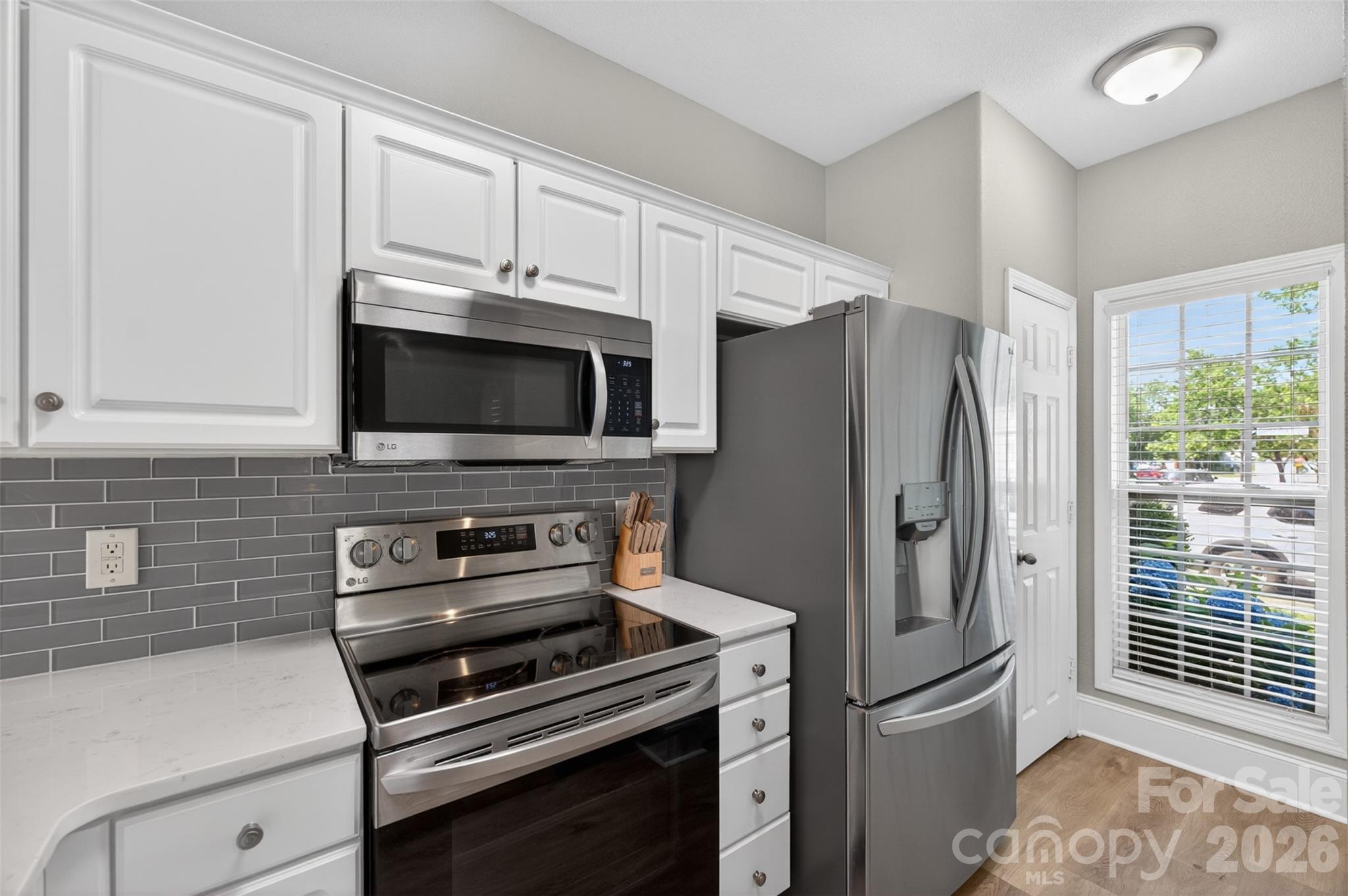 4071 Center Place Drive, Harrisburg, NC - photo 7 of 38