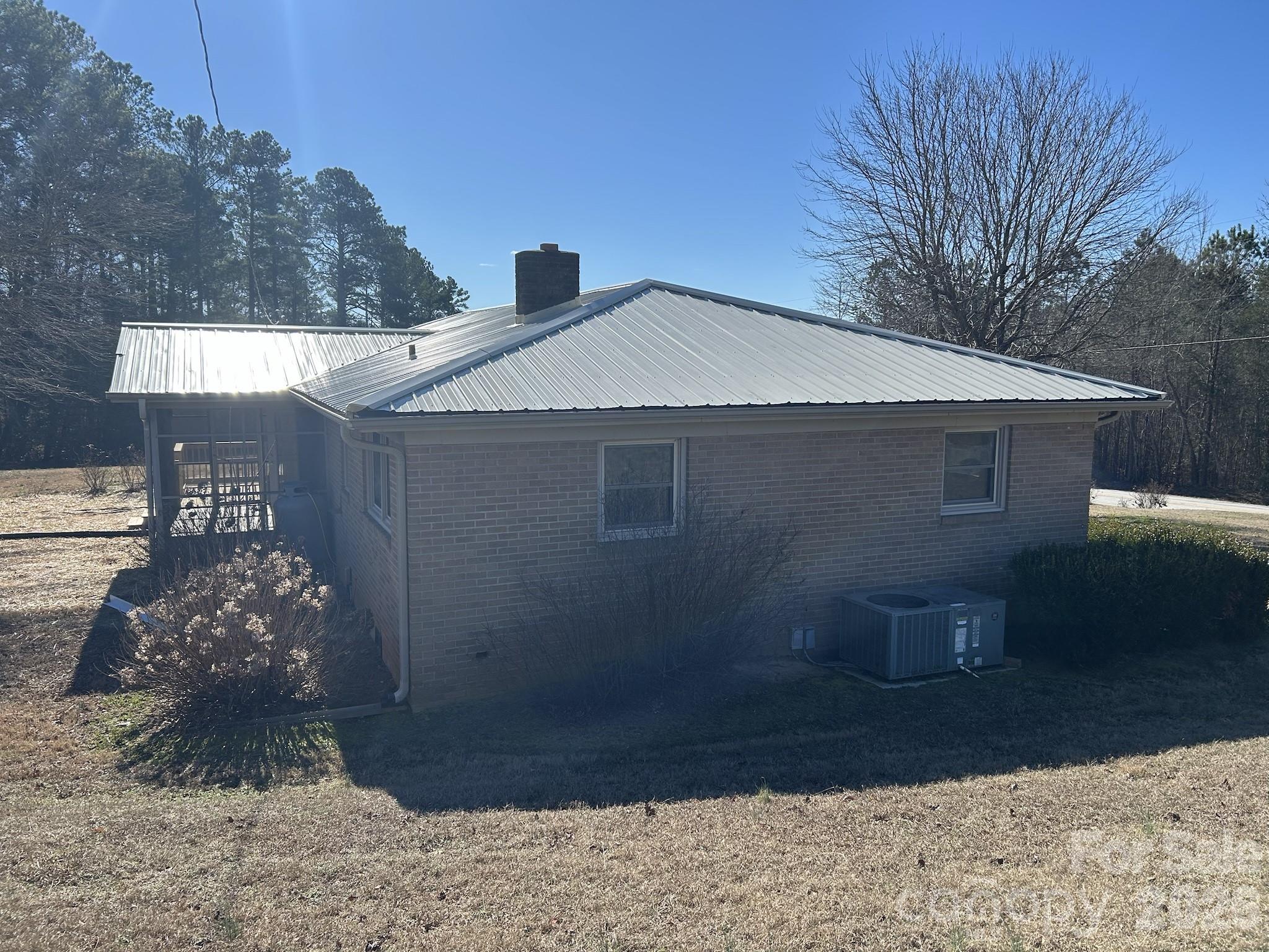 1378 Blacksburg Highway, Blacksburg, SC - photo 3 of 21