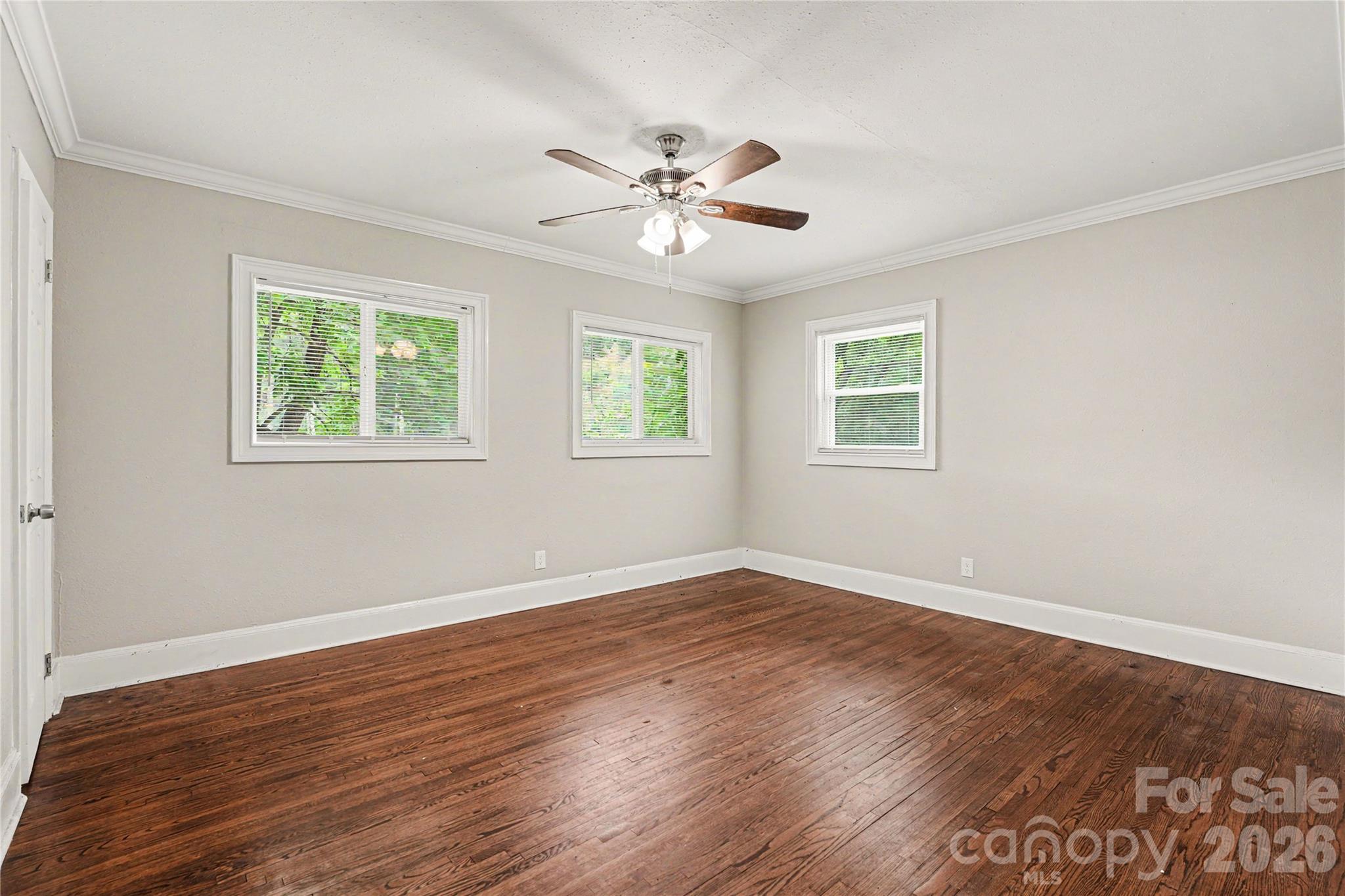 Home for sale at 6931 Robinson Church Road, Charlotte, NC — photo 4 of 25