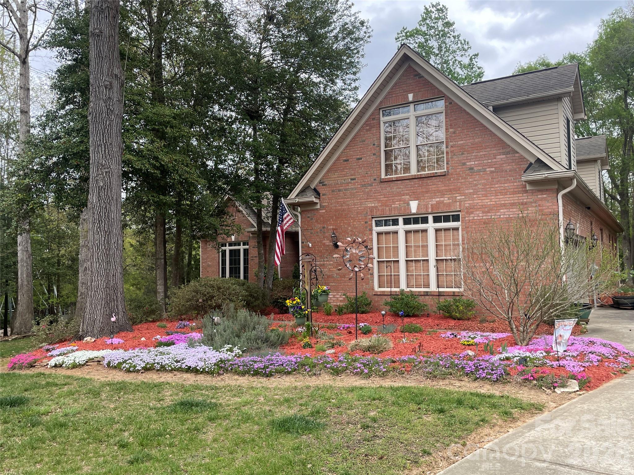 Photo 3 of 225 Highland Forest Drive, Clover, SC