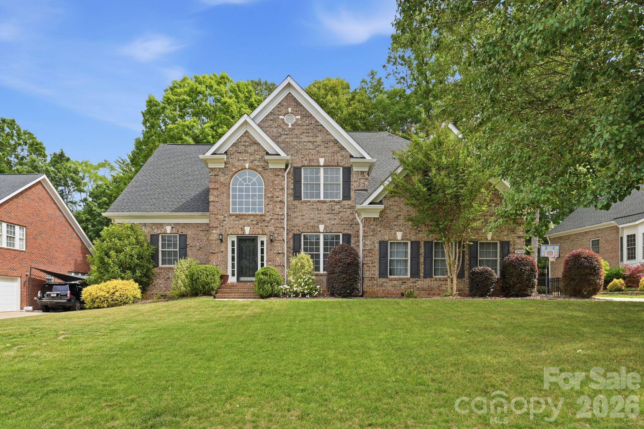 Photo 2 of 10508 Devonshire Drive, Huntersville, NC