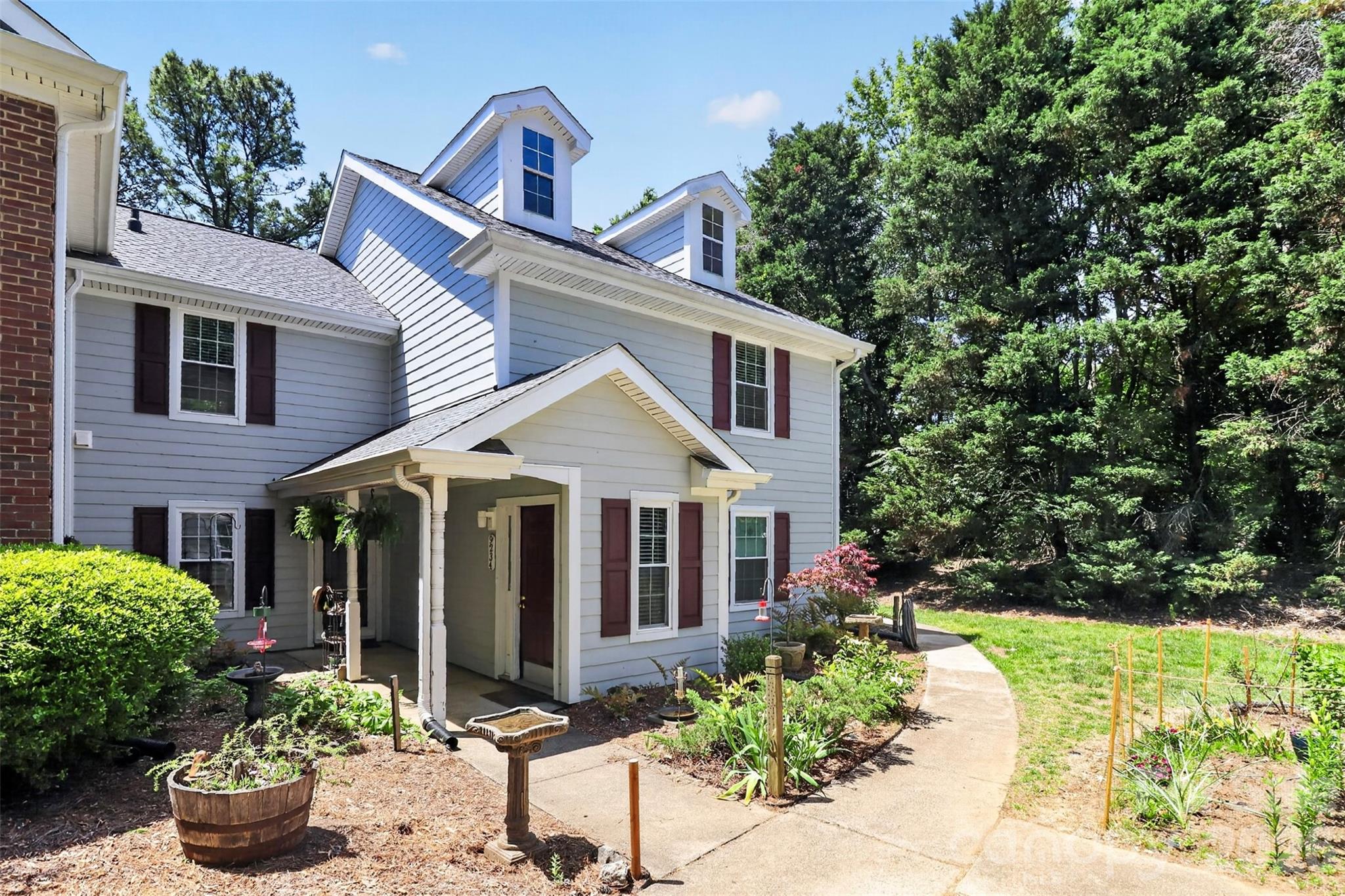 Photo 2 of 9234 Kings Canyon Drive, Charlotte, NC
