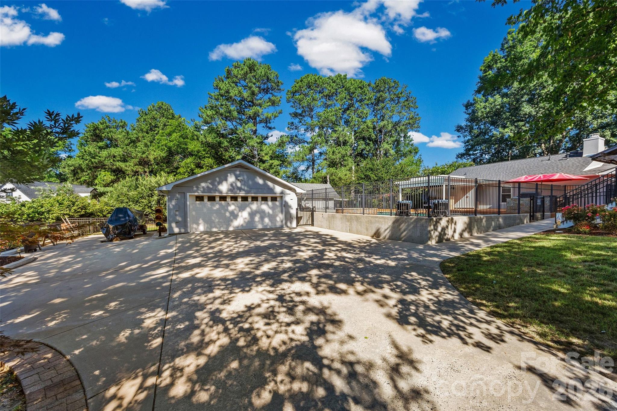 Photo 30 of 3101 Mckee Road, Charlotte, NC