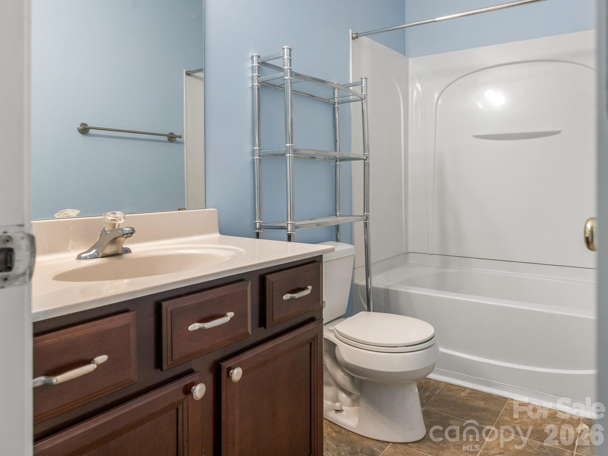 Photo 9 of 3259 Blythe Ridge Court, Charlotte, NC