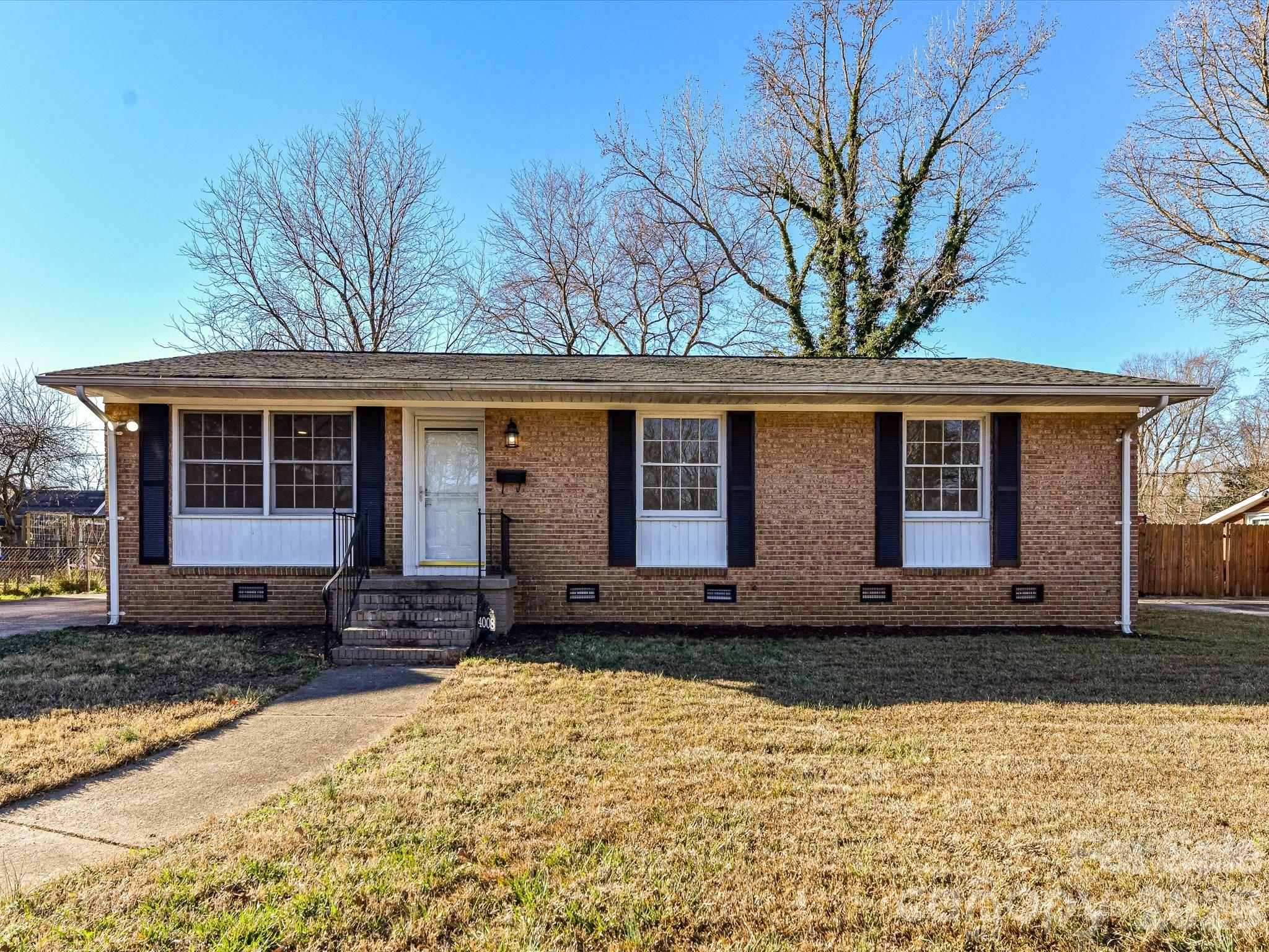 4008 Dunwoody Drive, Charlotte, NC - photo 1 of 21
