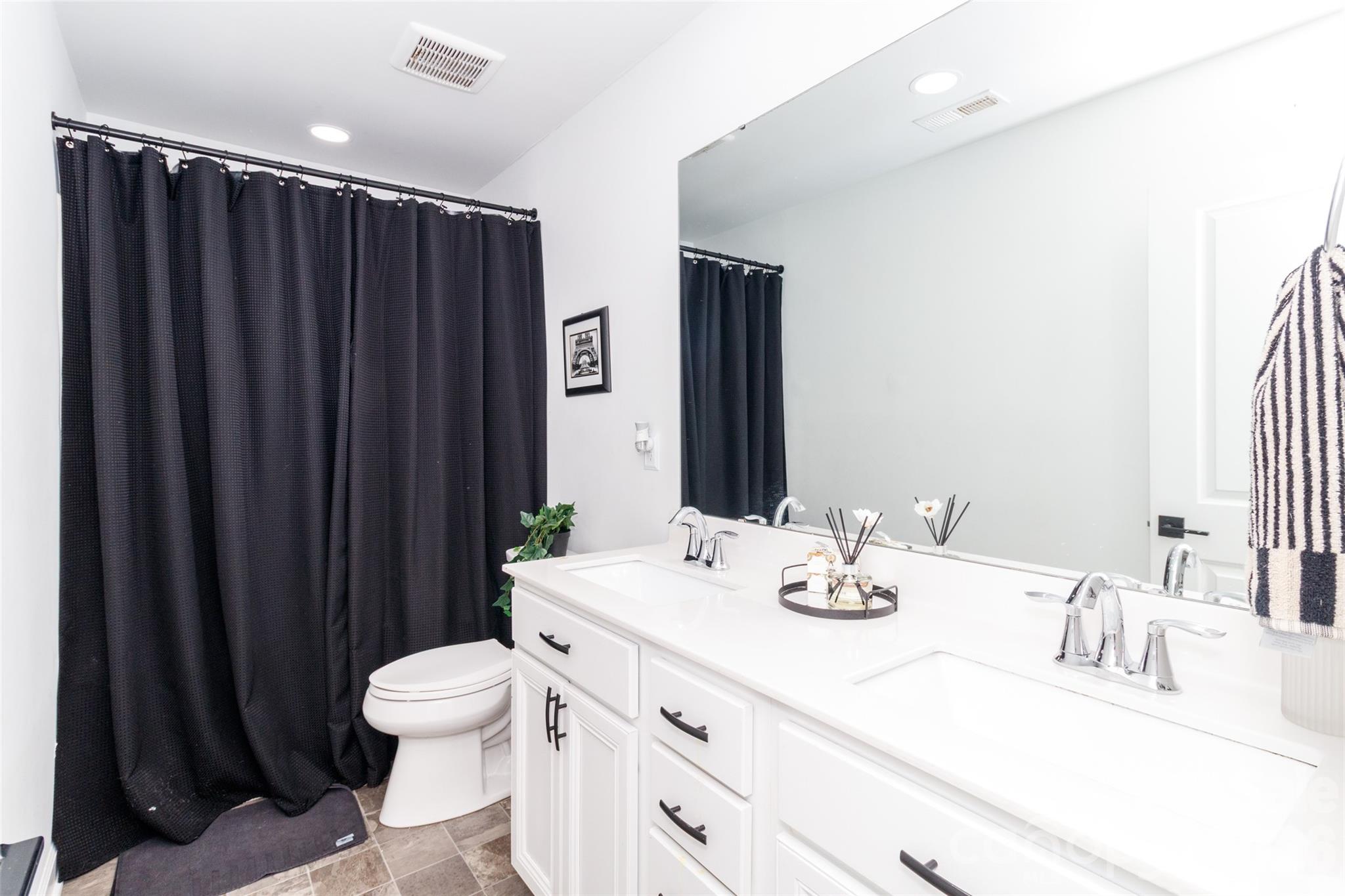 Photo 23 of 4314 Collingham Drive, Charlotte, NC