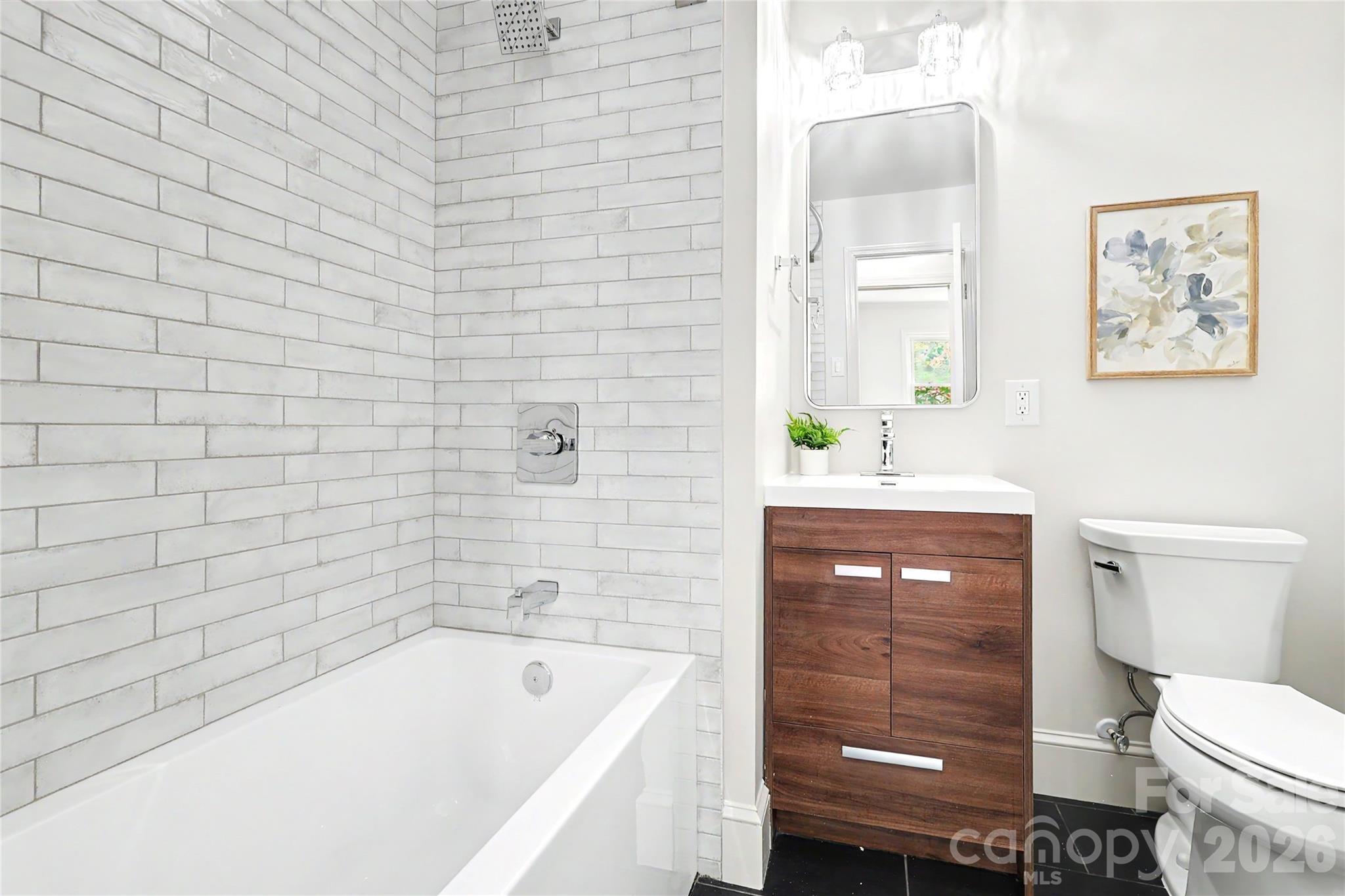 Home for sale at 3834 Moultrie Street, Charlotte, NC — photo 16 of 38