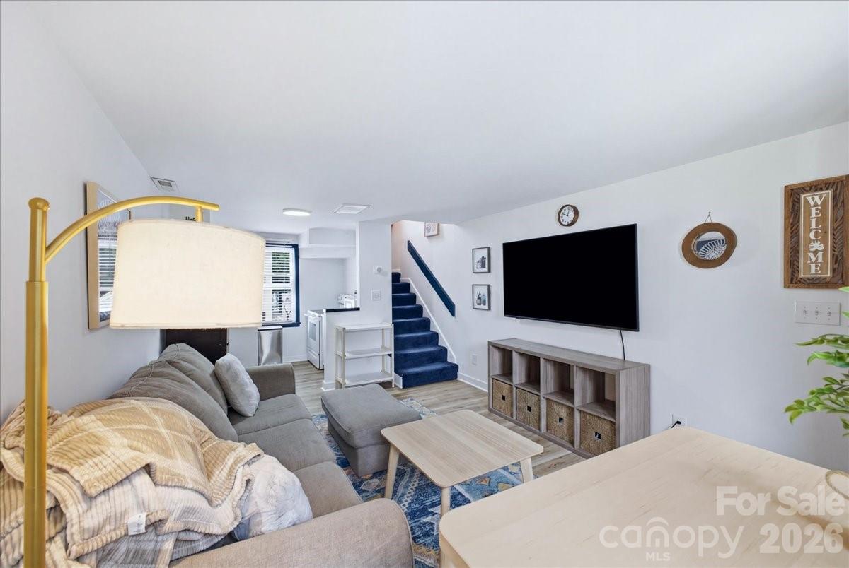 Photo 8 of 721 N Poplar Street7, Charlotte, NC