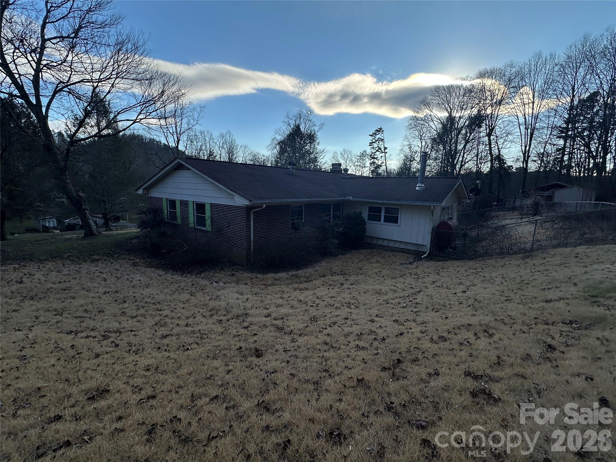 Photo 4 of 129 Ridgecrest Avenue, Marble, NC