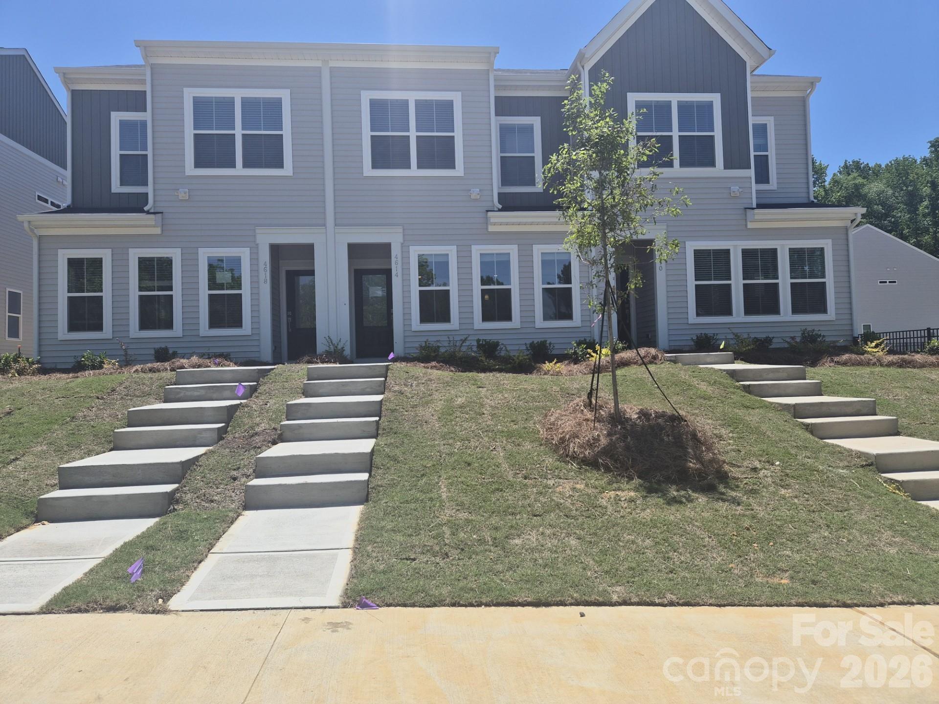 Home for sale at 4614 Lakeview Road, Charlotte, NC — photo 1 of 25
