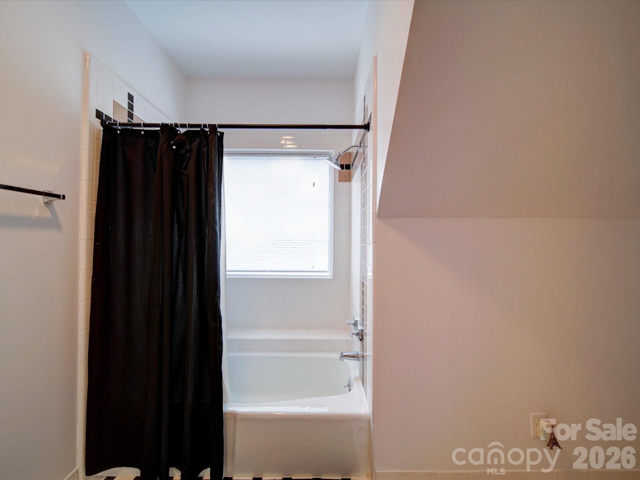 Photo 33 of 15708 Eagleview Drive, Charlotte, NC