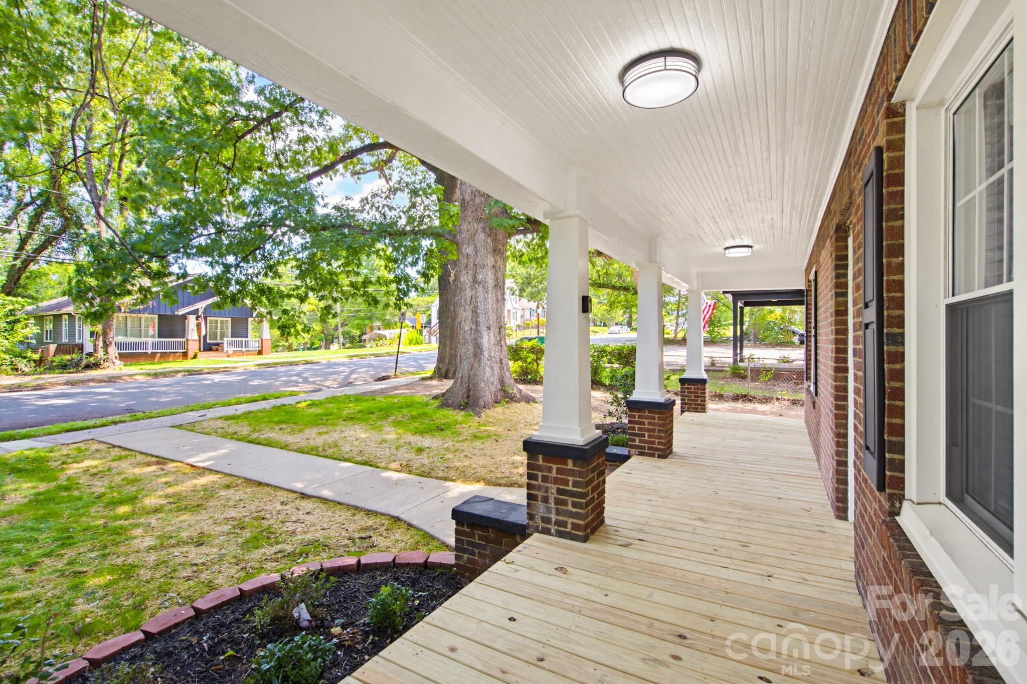 Photo 4 of 2232 Wilmore Drive, Charlotte, NC