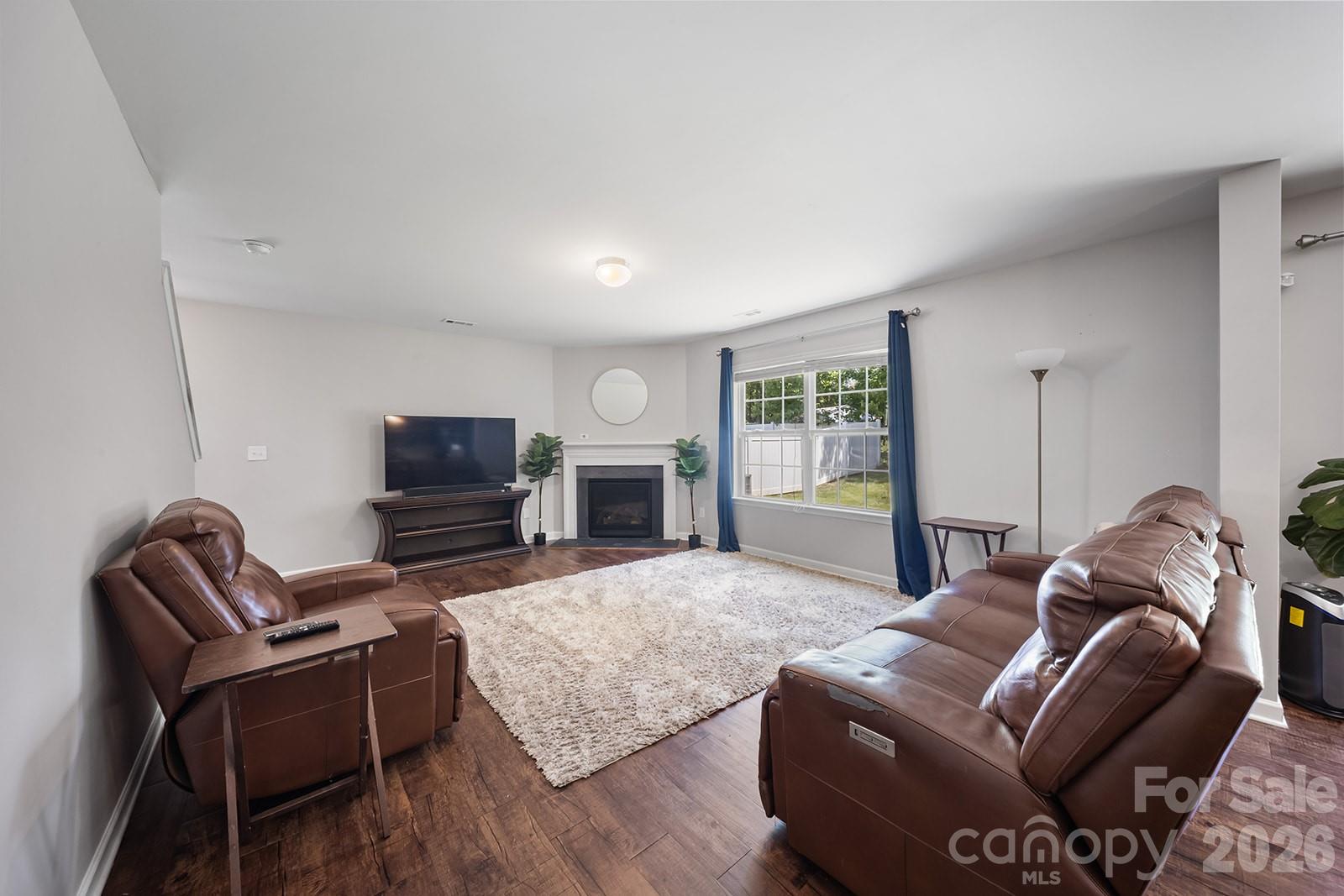Photo 7 of 5329 Park Brook Drive, Charlotte, NC
