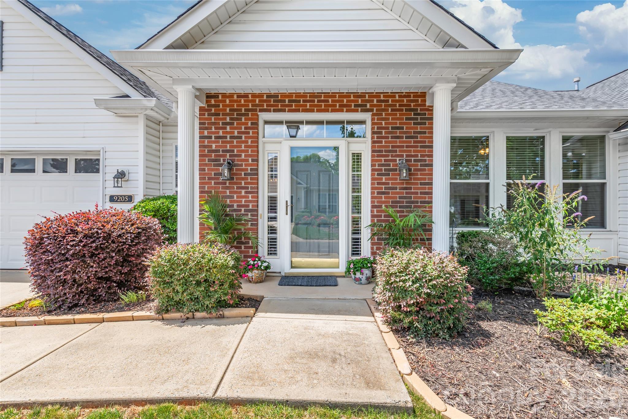 Photo 4 of 9205 Duckhorn Drive, Charlotte, NC