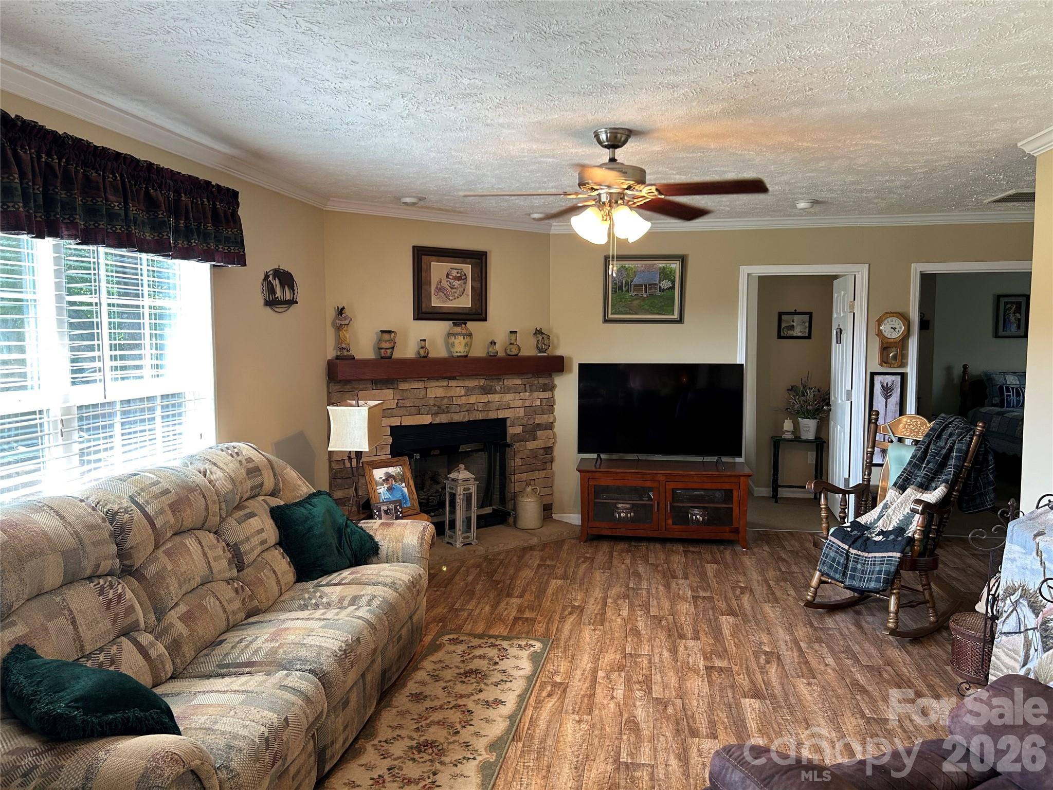 321 E Jones Street, Blacksburg, SC - photo 5 of 12