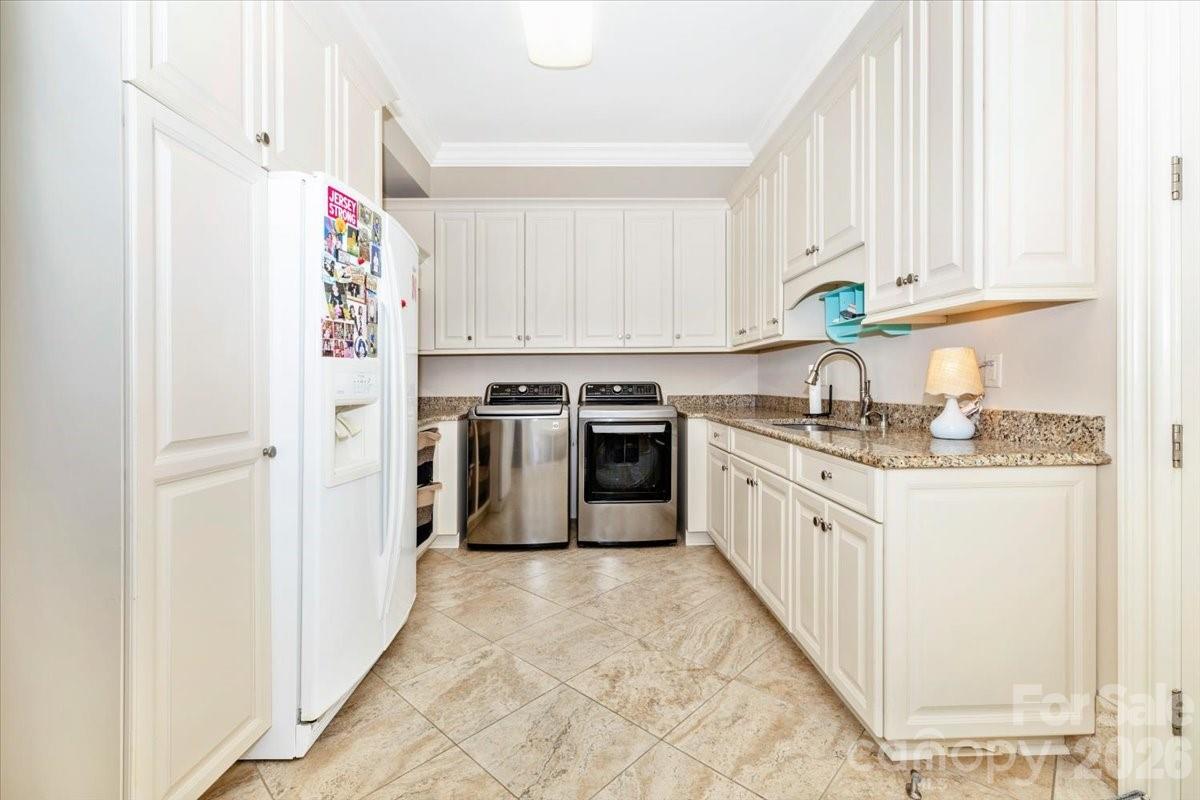 8100 Skye Lochs Drive, Waxhaw, NC - photo 14 of 42