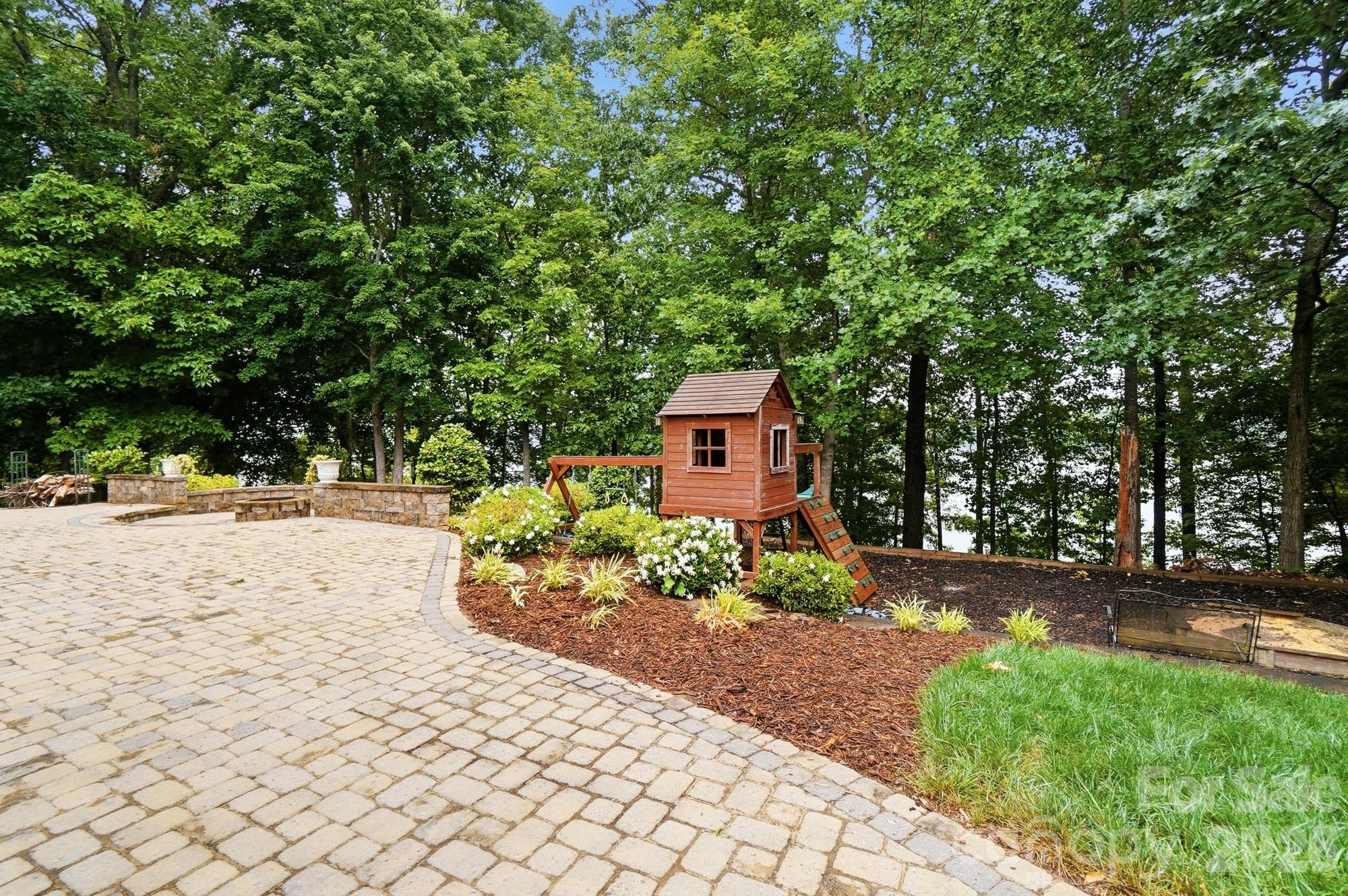 221 Whiterock Drive, Mount Holly, NC - photo 42 of 49