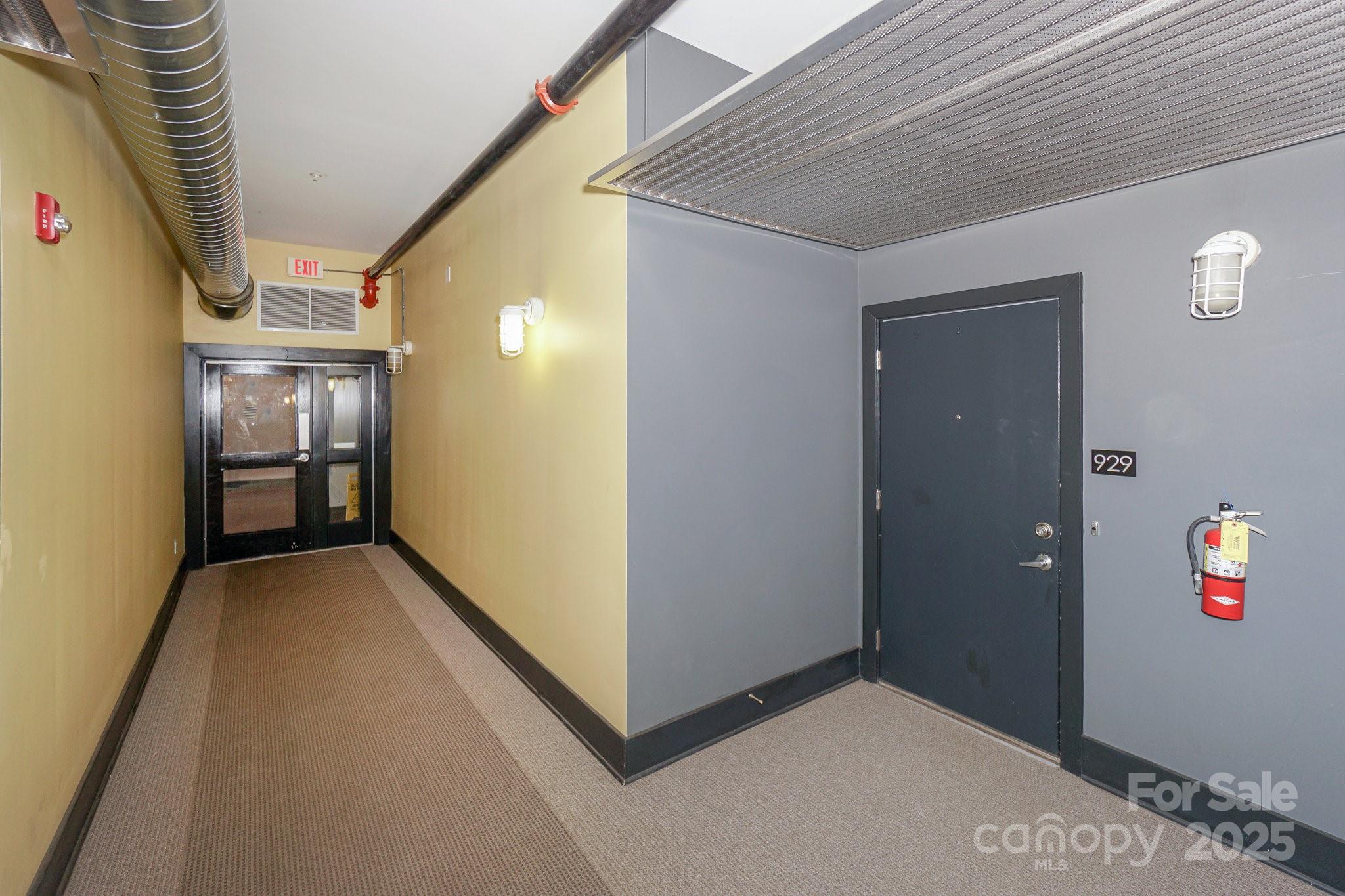 Photo 4 of 929 Westmere Avenue, Charlotte, NC