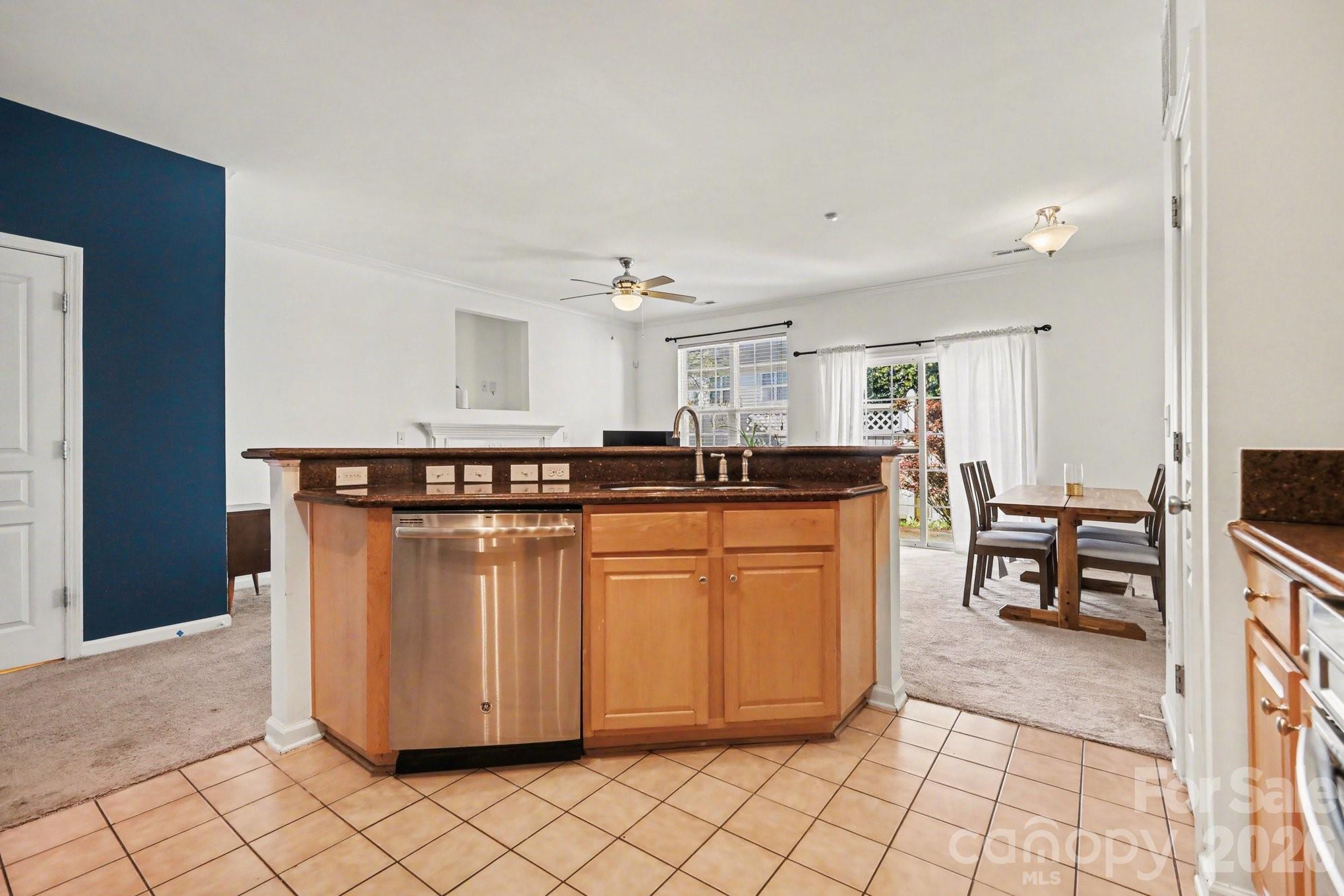 Photo 8 of 8411 Chaceview Court, Charlotte, NC