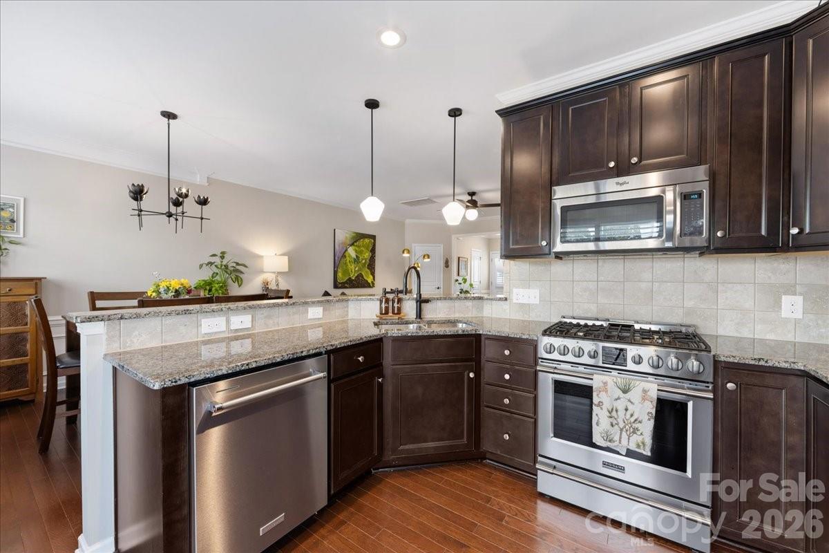 2434 Royal York Avenue, Charlotte, NC - photo 12 of 37