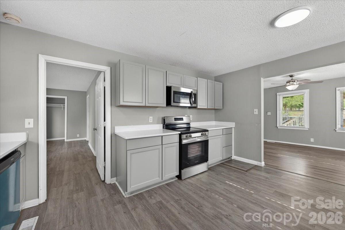 936 Holland Avenue, Charlotte, NC - photo 12 of 29