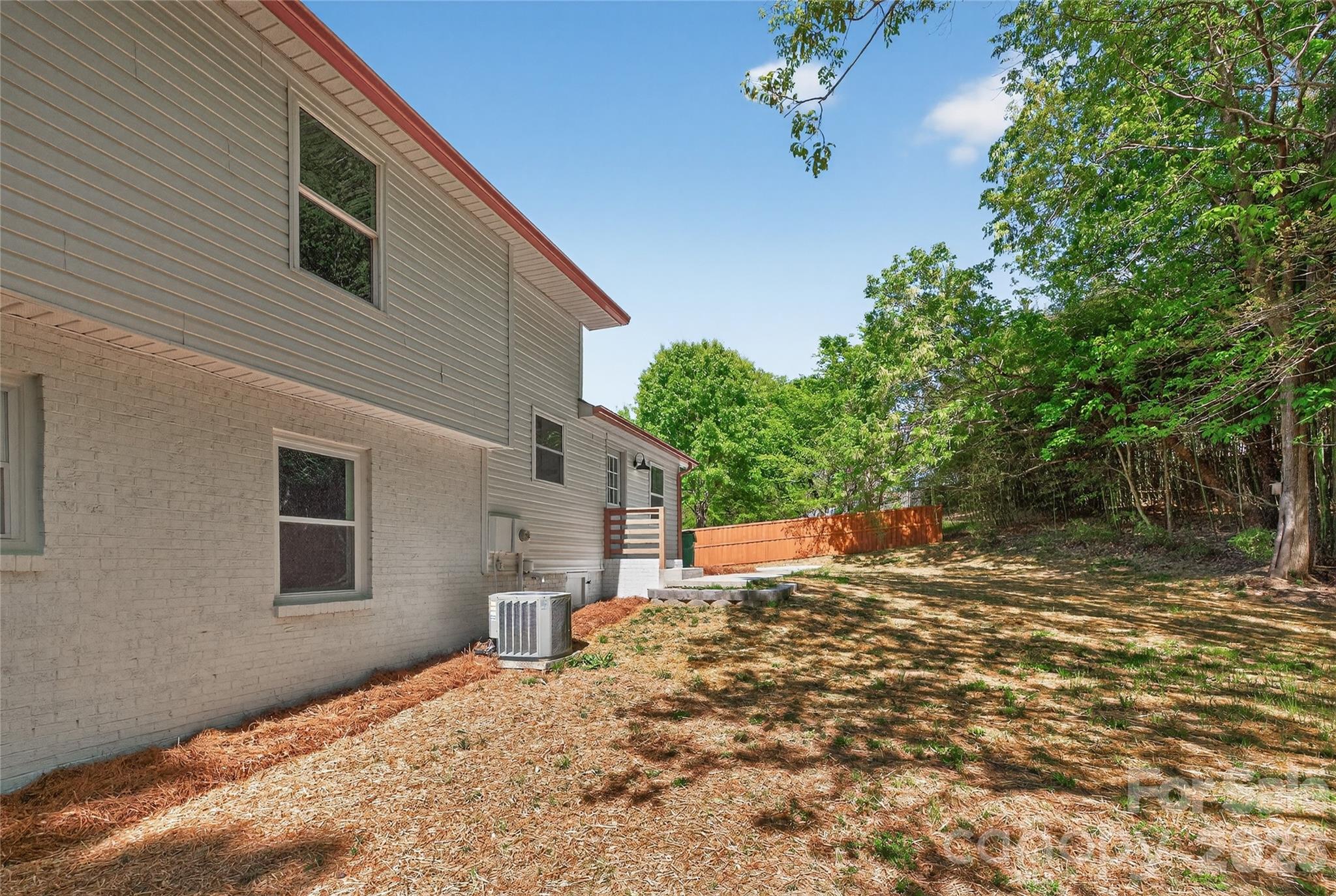 300 Dollar Circle, Charlotte, NC - photo 33 of 40