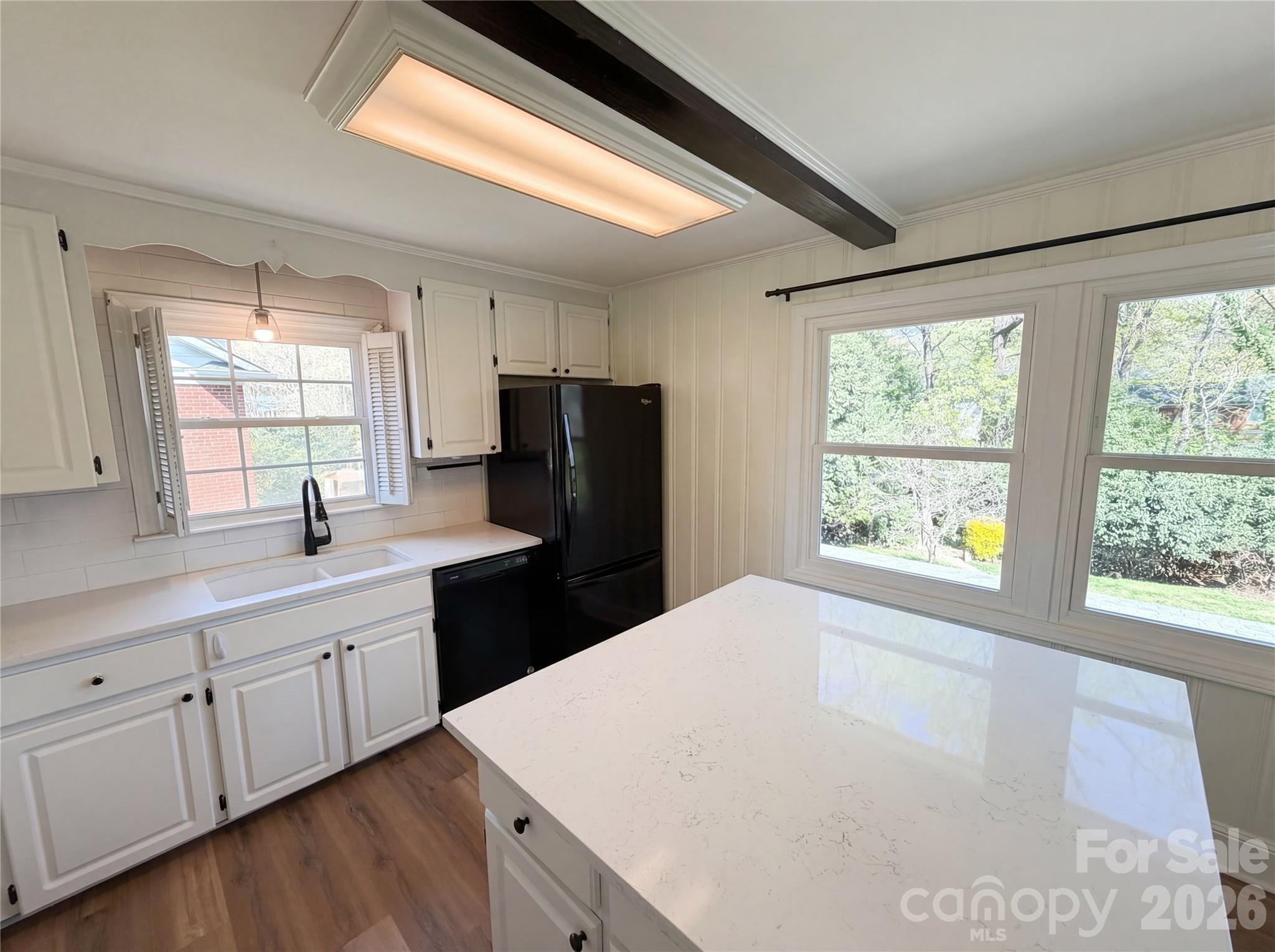 6621 Starcrest Drive, Charlotte, NC - photo 10 of 24