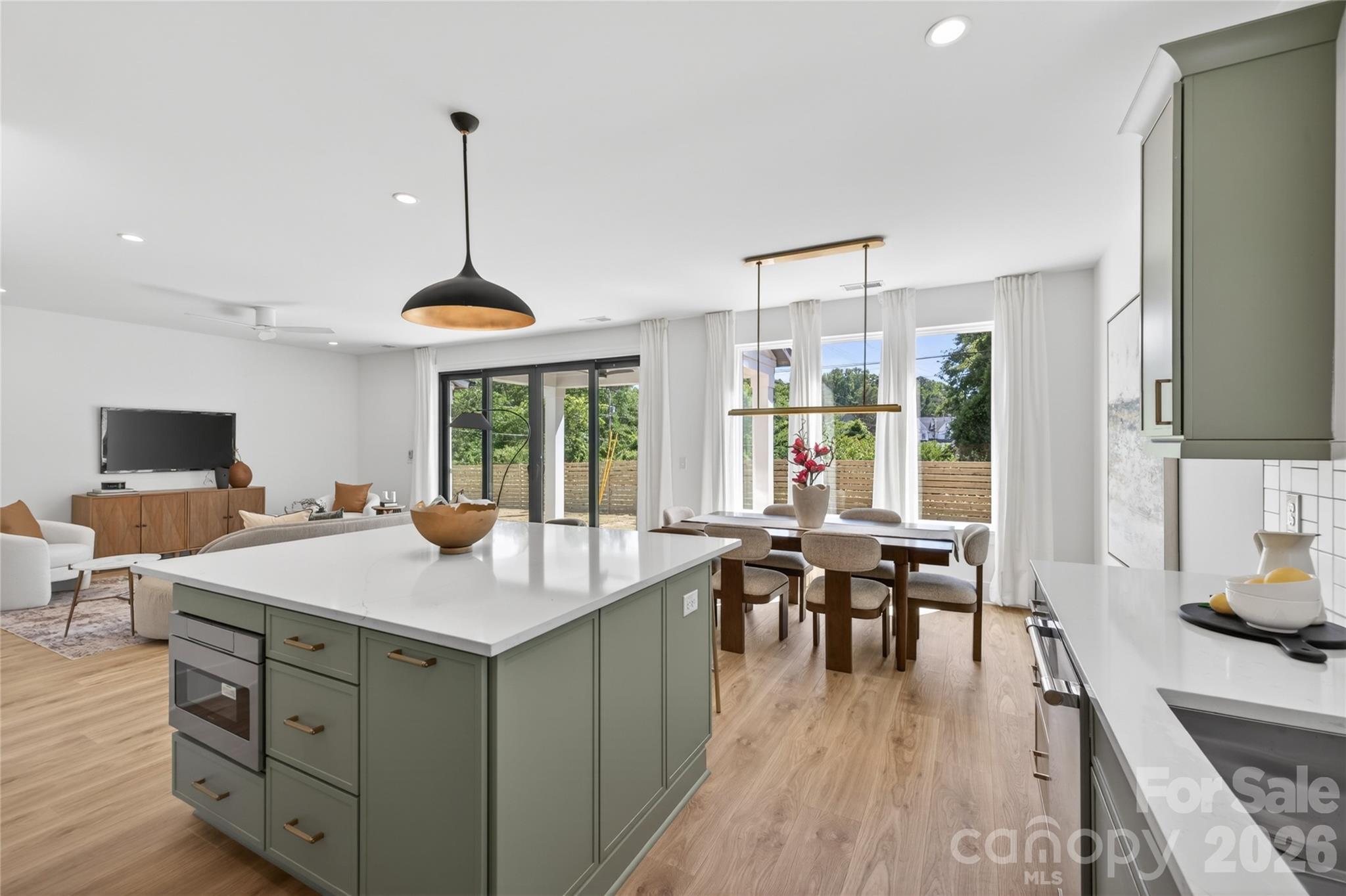 408 Dover Avenue, Charlotte, NC - photo 10 of 36