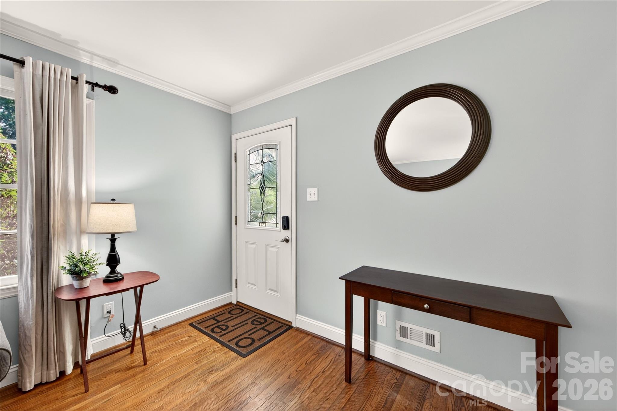 Photo 5 of 609 Kenlough Drive, Charlotte, NC