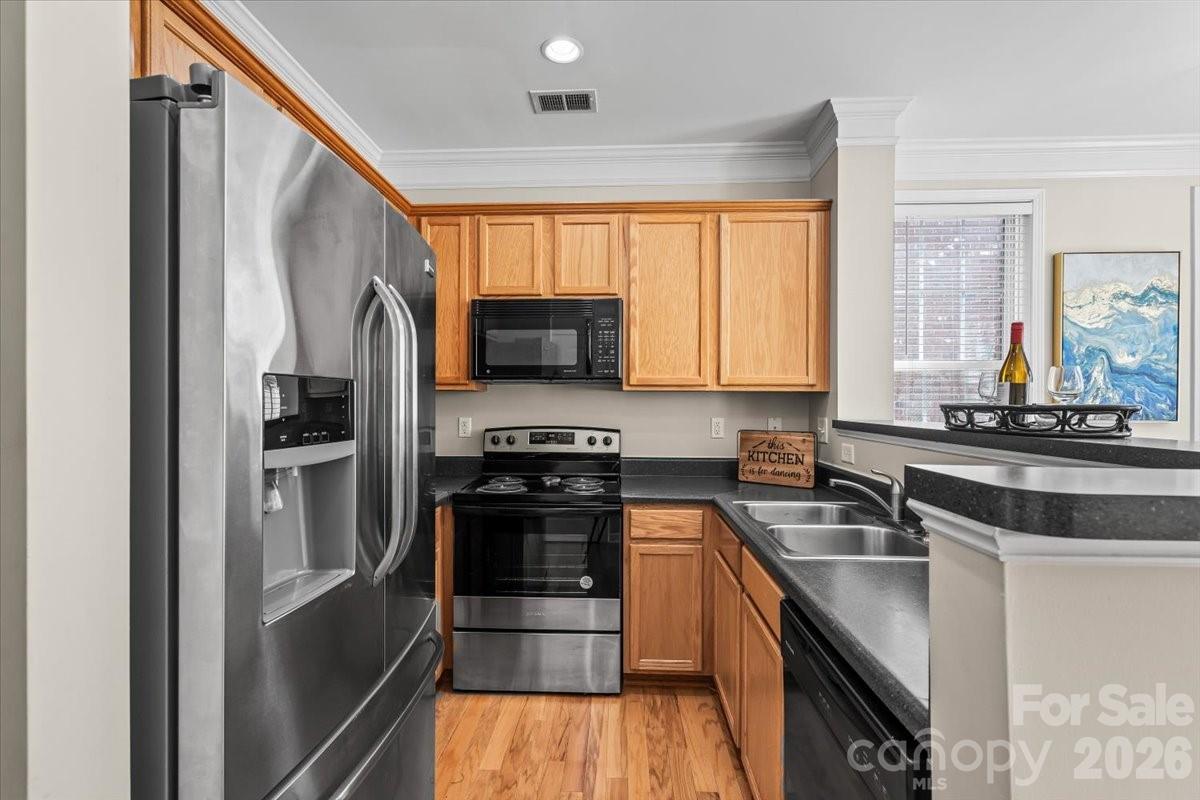 Photo 8 of 8558 Beaver Creek Drive, Charlotte, NC