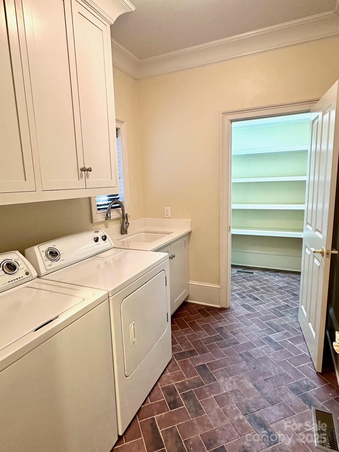 520 E Landing Ridge Circle, Jefferson, NC - photo 18 of 49