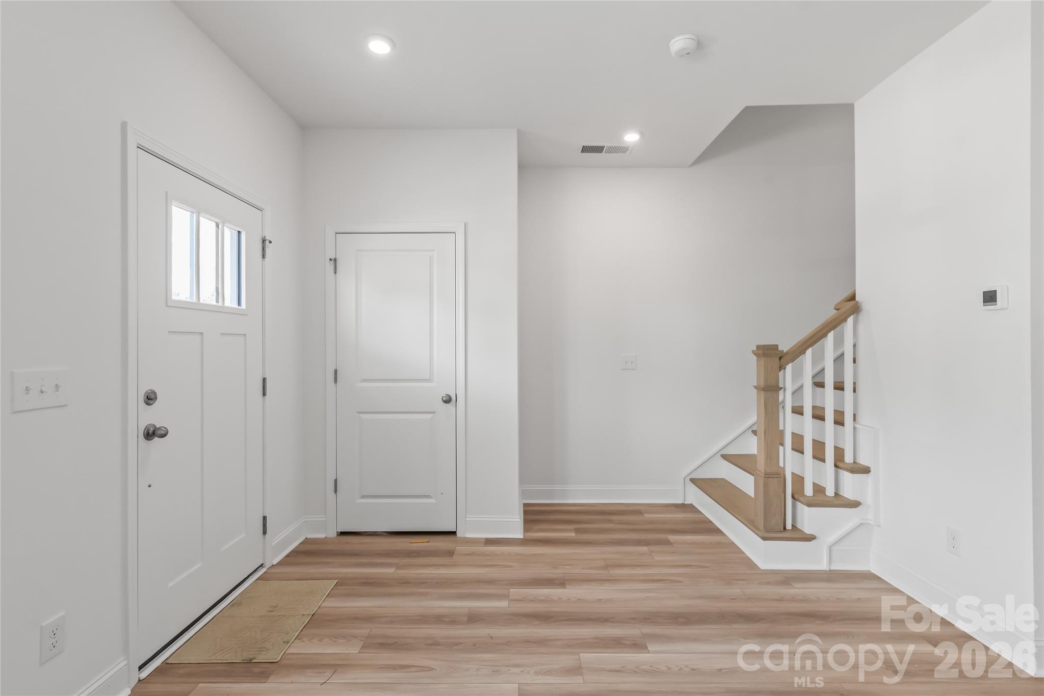 15309 Ballancroft Parkway, Charlotte, NC - photo 4 of 37