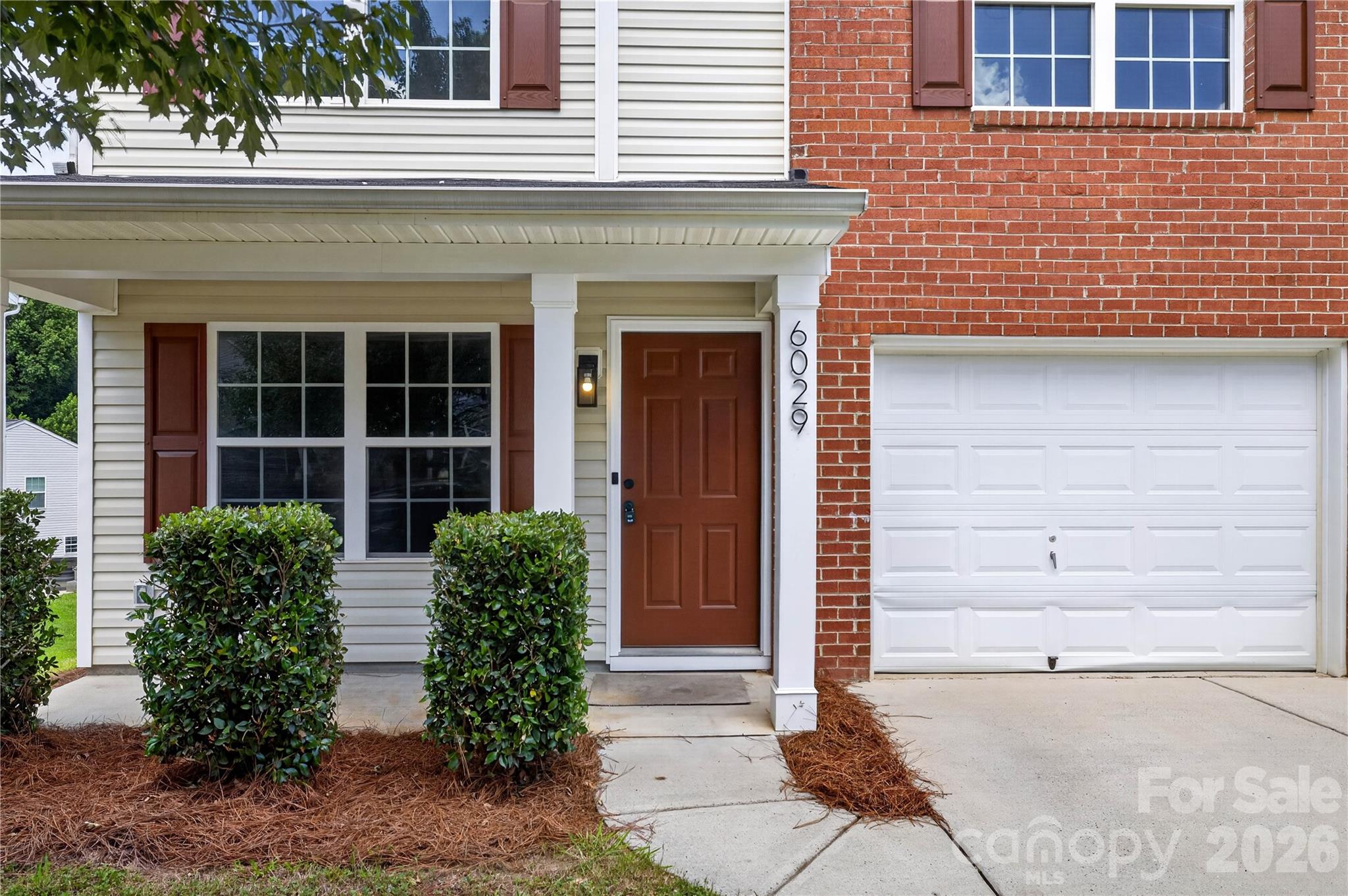Photo 3 of 6029 Waterloo Drive, Charlotte, NC