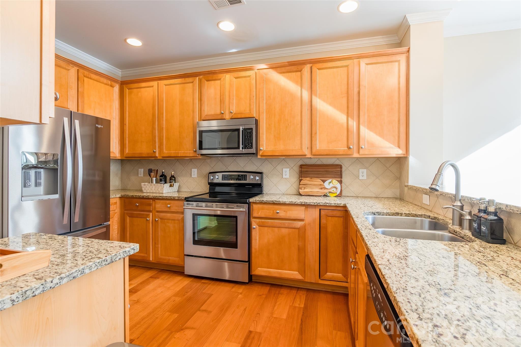 555 Pine Links Drive, Tega Cay, SC - photo 7 of 37