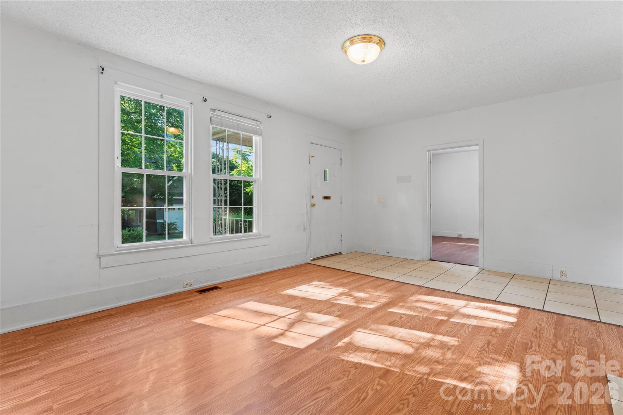 317 Campus Street, Charlotte, NC - photo 5 of 27