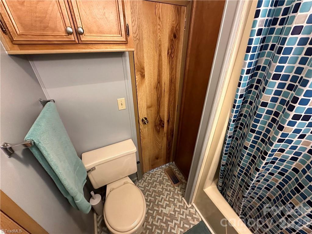 120 Elm Street, New London, NC - photo 18 of 49