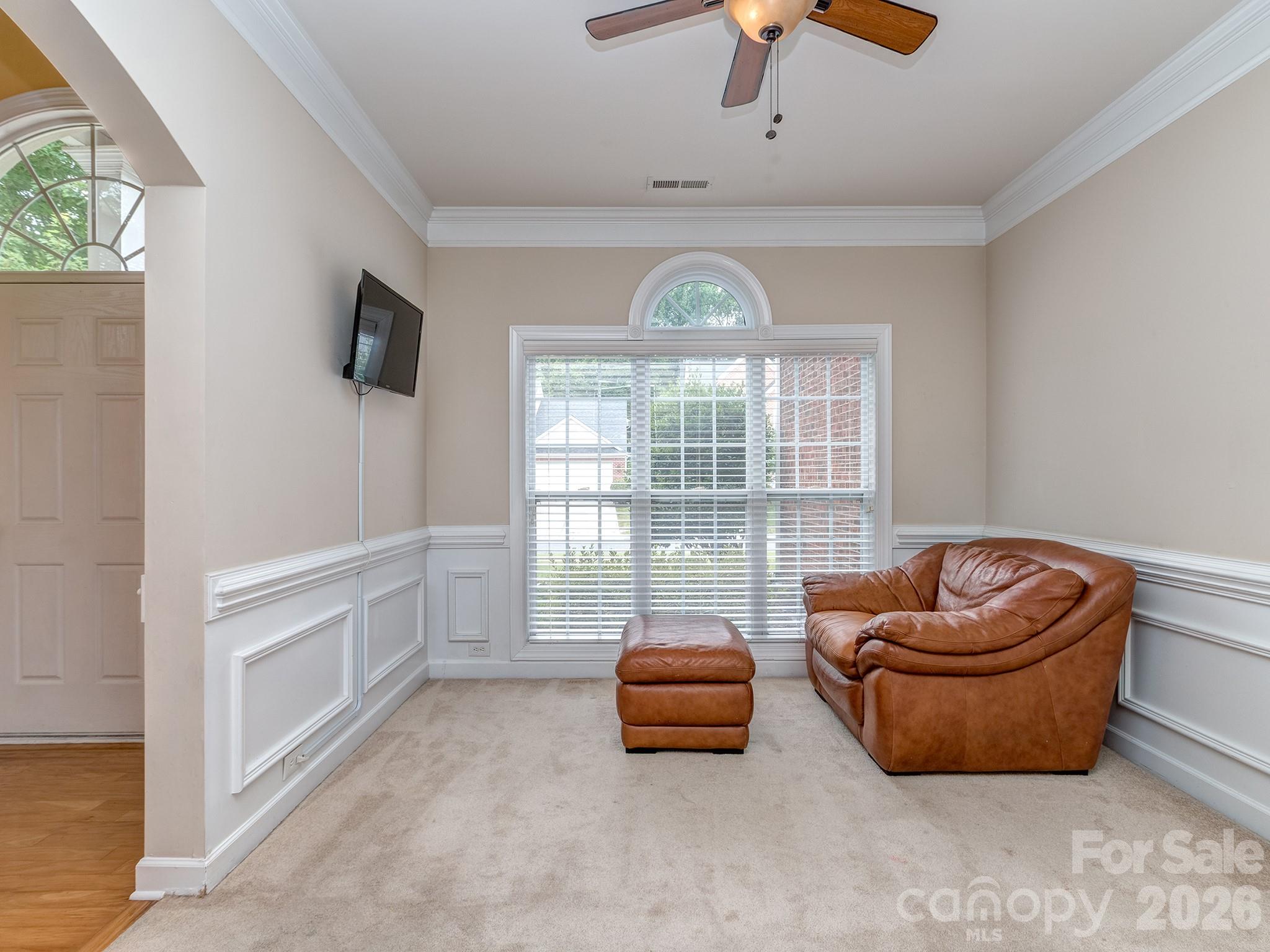 Home for sale at 4027 Riseley Lane, Charlotte, NC — photo 8 of 39