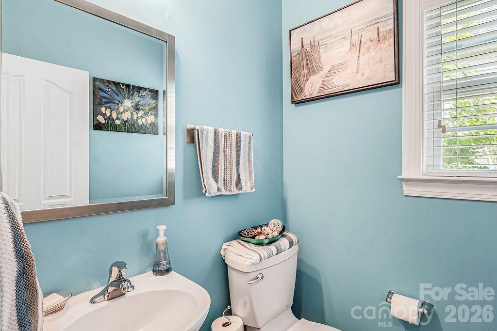 Photo 40 of 13731 Daltrey Lane, Charlotte, NC